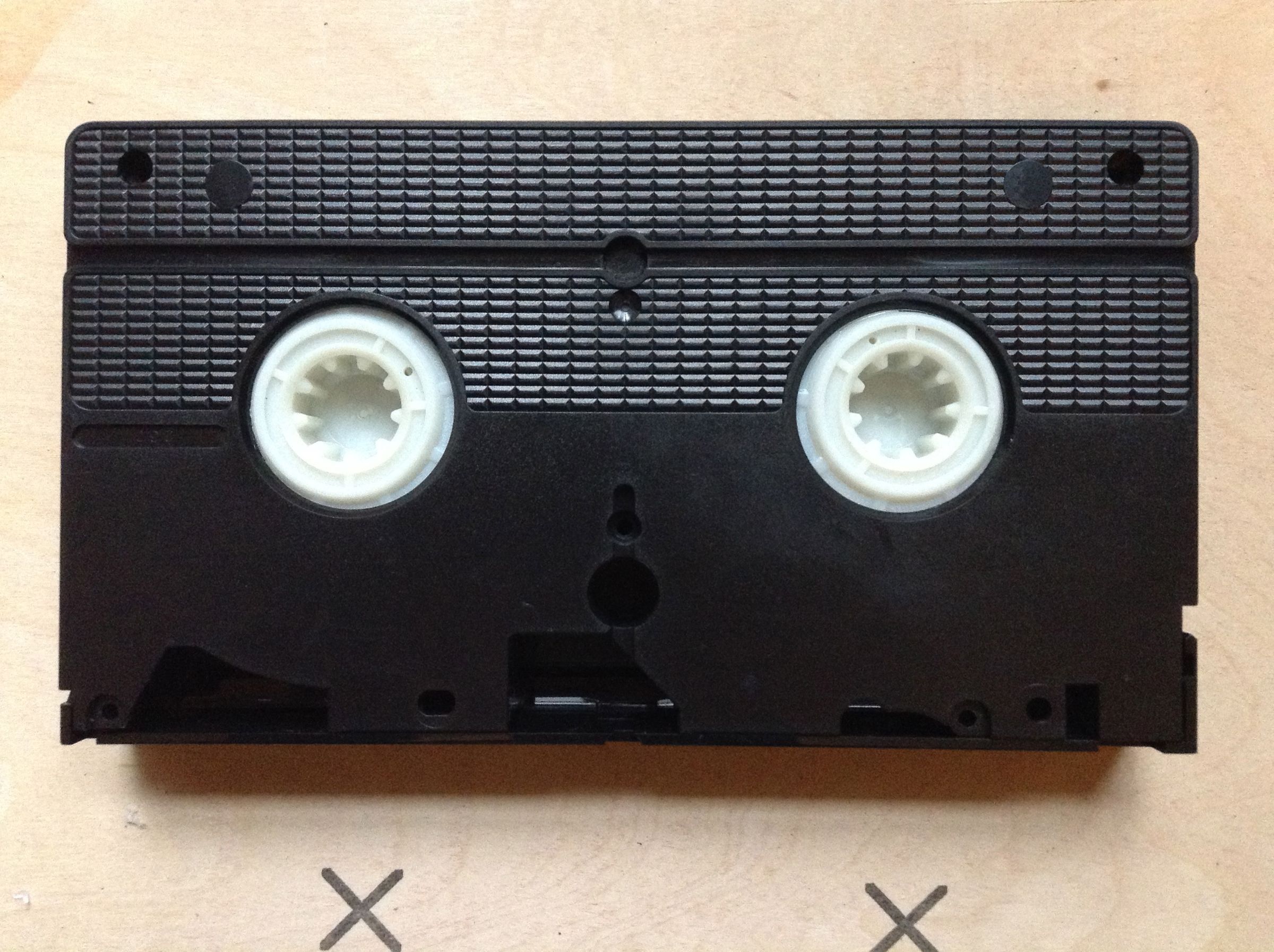VHS Tape Secret Compartment : 7 Steps (with Pictures) - Instructables