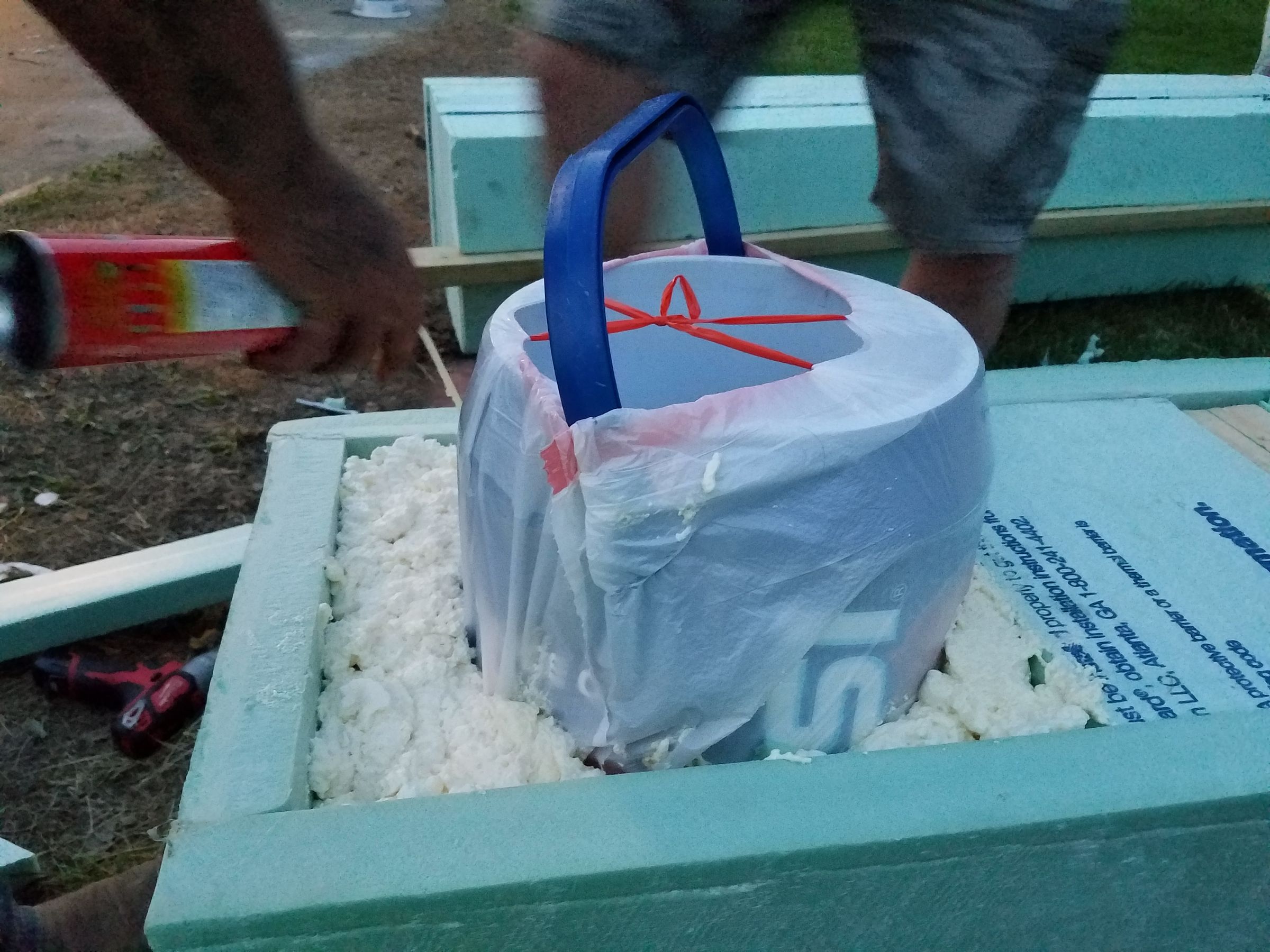 Pontoon Boat Picnic Table : 8 Steps (with Pictures) - Instructables