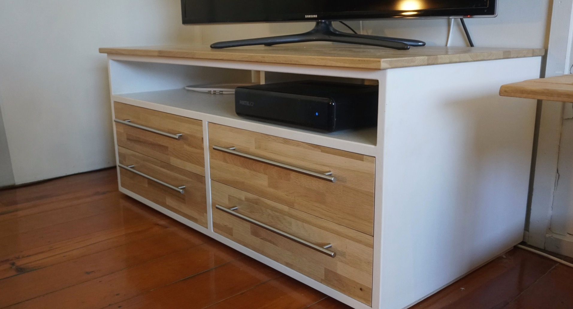 Modern Minimalist TV Stand : 6 Steps (with Pictures) - Instructables