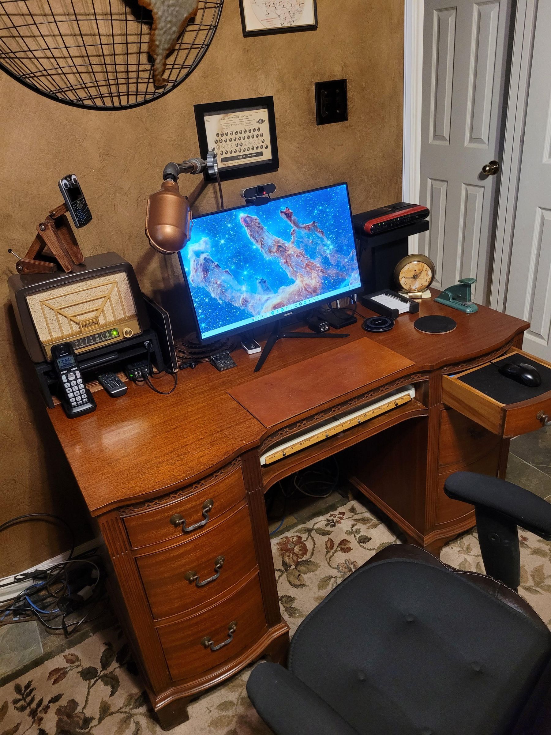 Desk Extension : 3 Steps - Instructables