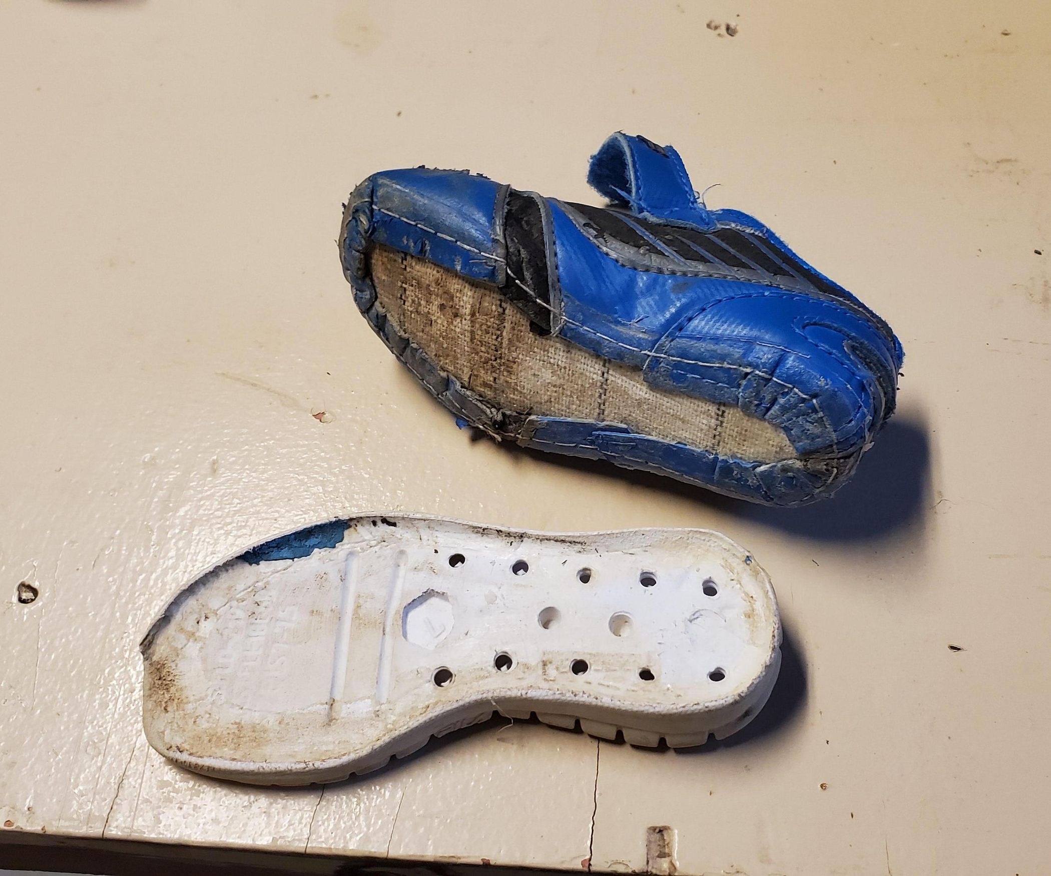 So Your Kid Lost It's Soul. Shoe Repair. : 3 Steps - Instructables