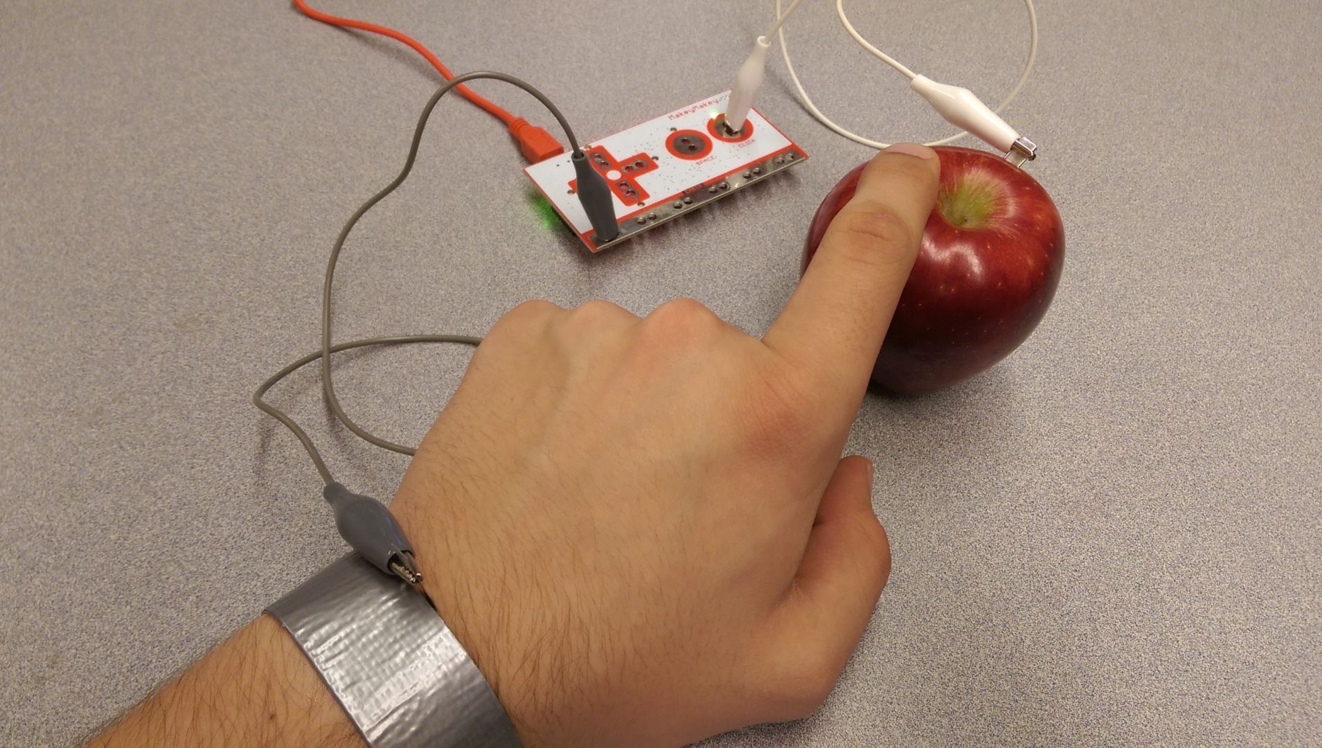 Hands Free MaKey MaKey Ground Bracelet : 8 Steps - Instructables