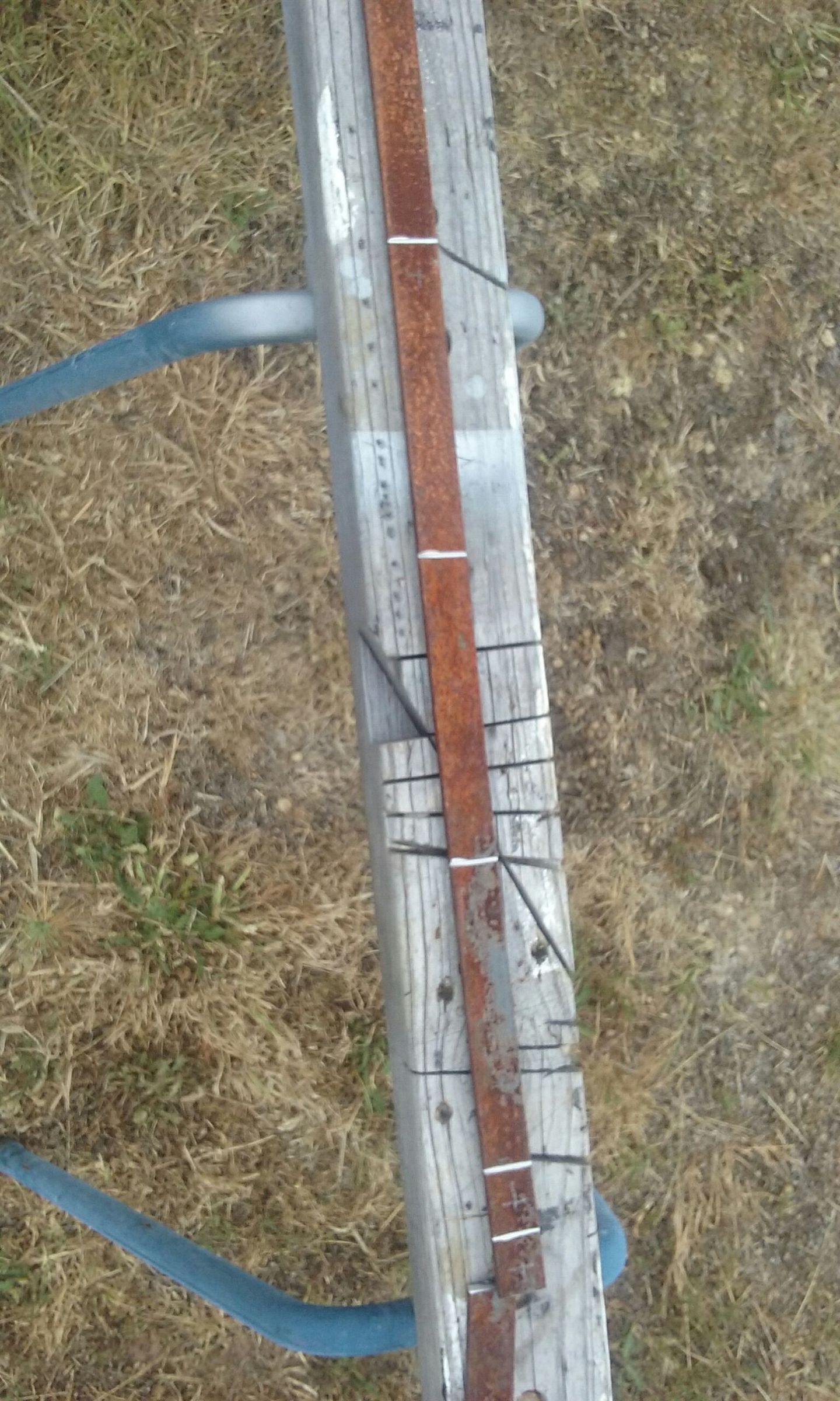 Home Made Hinges : 6 Steps - Instructables