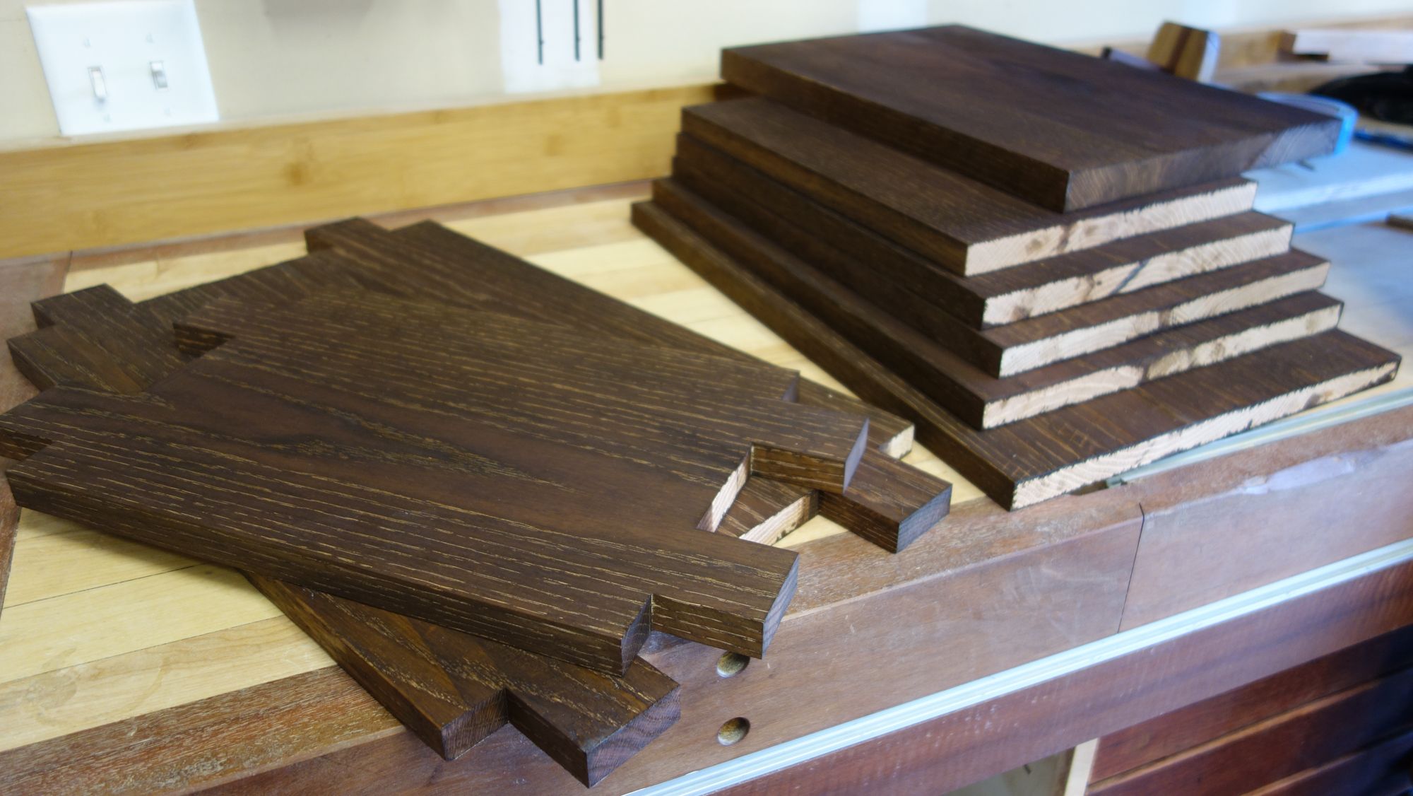 Building a Roycroft Inspired Bookshelf : 18 Steps (with Pictures ...