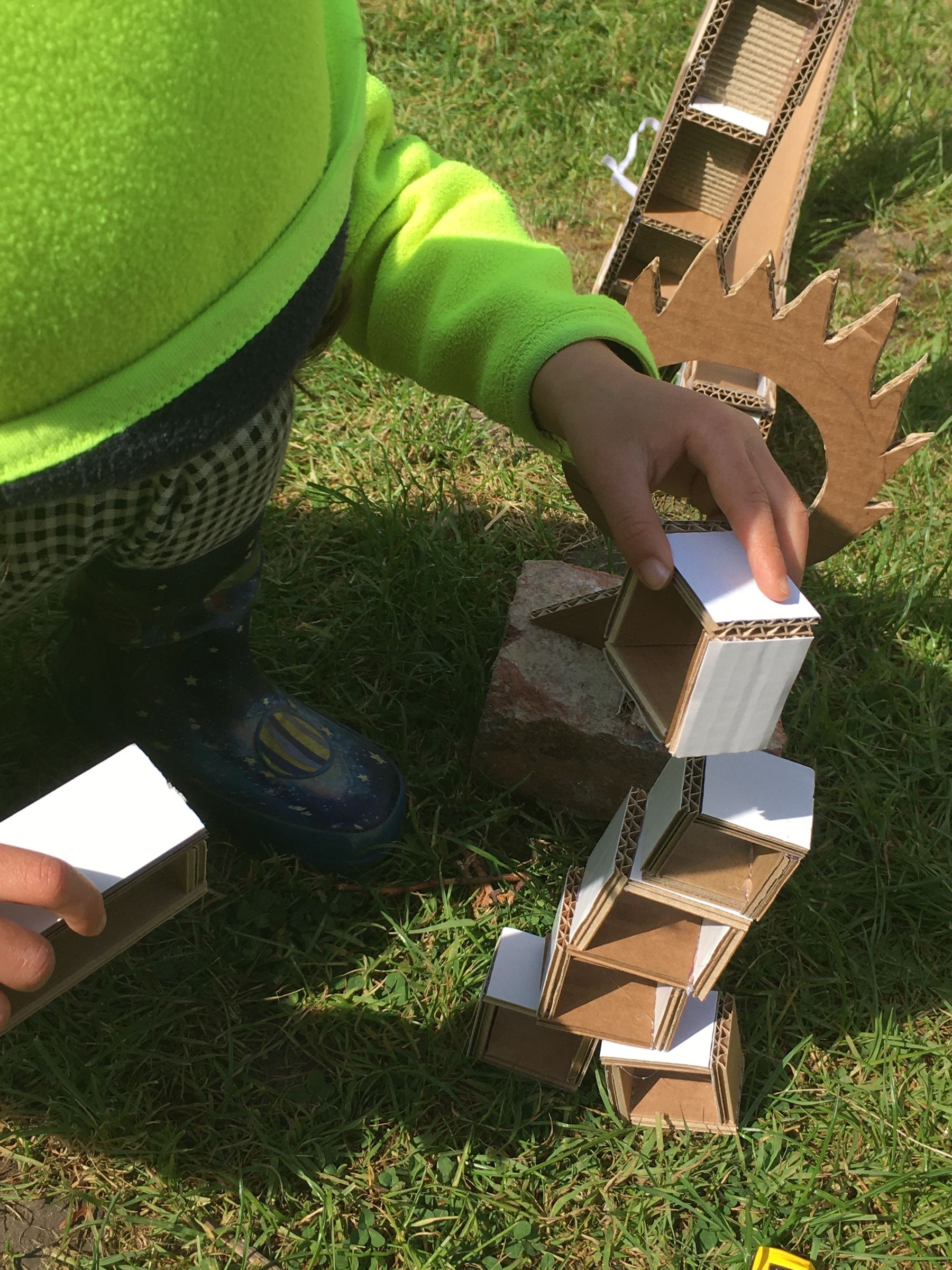 DIY Cardboard Loop-The-Loop - for Toy Cars : 23 Steps (with Pictures ...