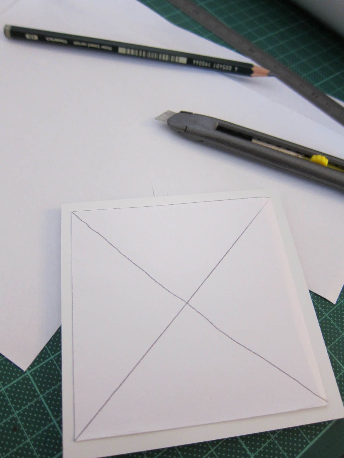 Magnetic Frame for Dibond Mounted Pictures : 4 Steps - Instructables