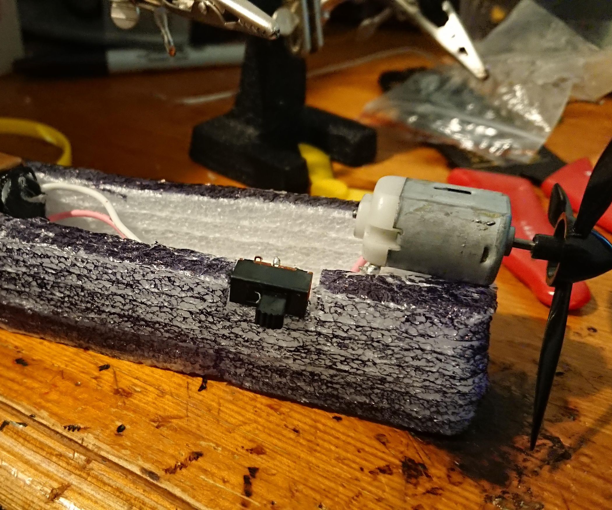 Mini Battle Ship : 6 Steps - Instructables