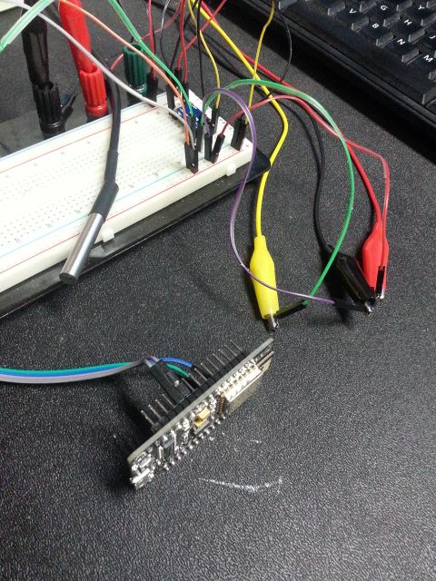 Low Cost WIFI Temperature (DS18B20) Data Logger Based on ESP8266 With Connectivity to Thingspeak ...