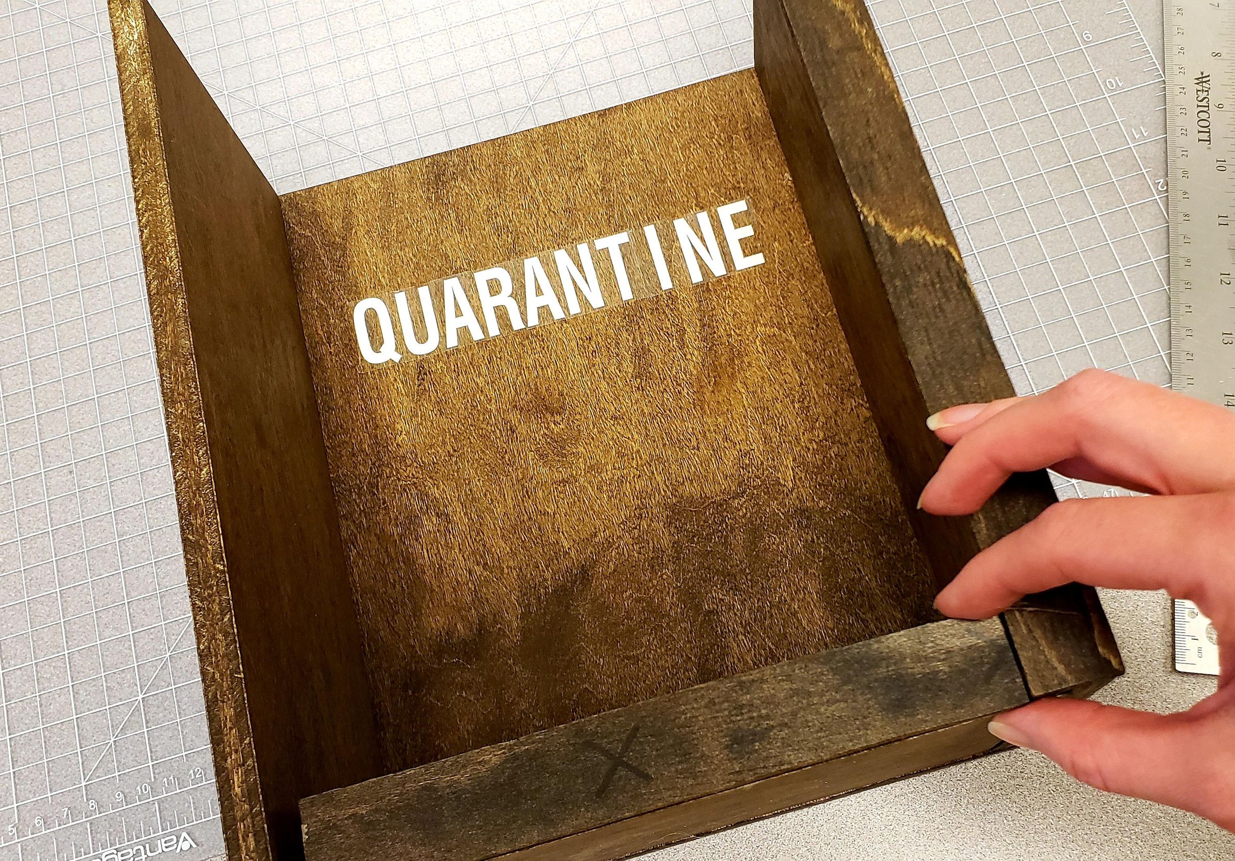 Elf Quarantine Box : 9 Steps (with Pictures) - Instructables