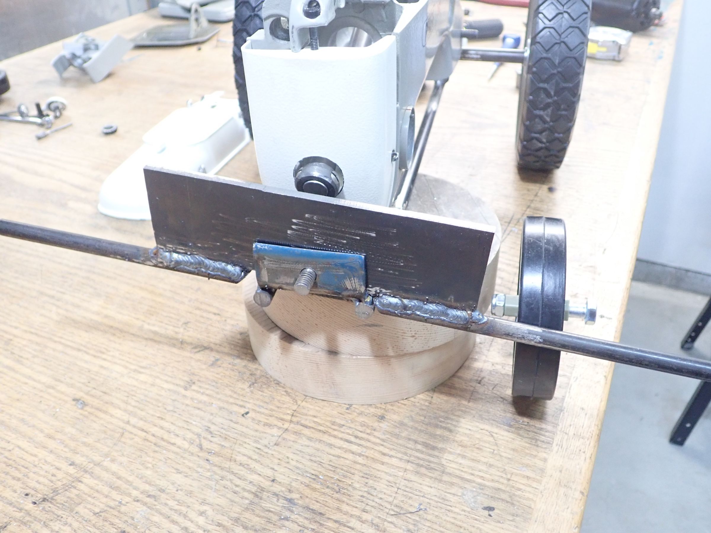 How to Make a Sewing Machine Tractor : 21 Steps (with Pictures ...