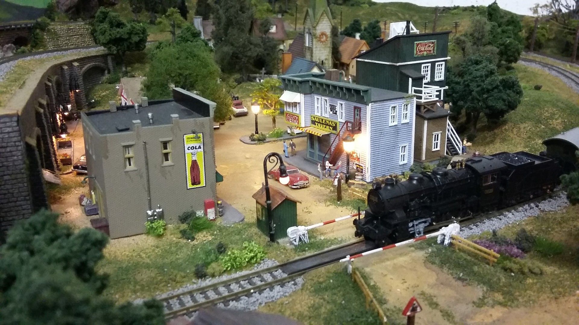 LooVille ModelRailroad : 25 Steps (with Pictures) - Instructables