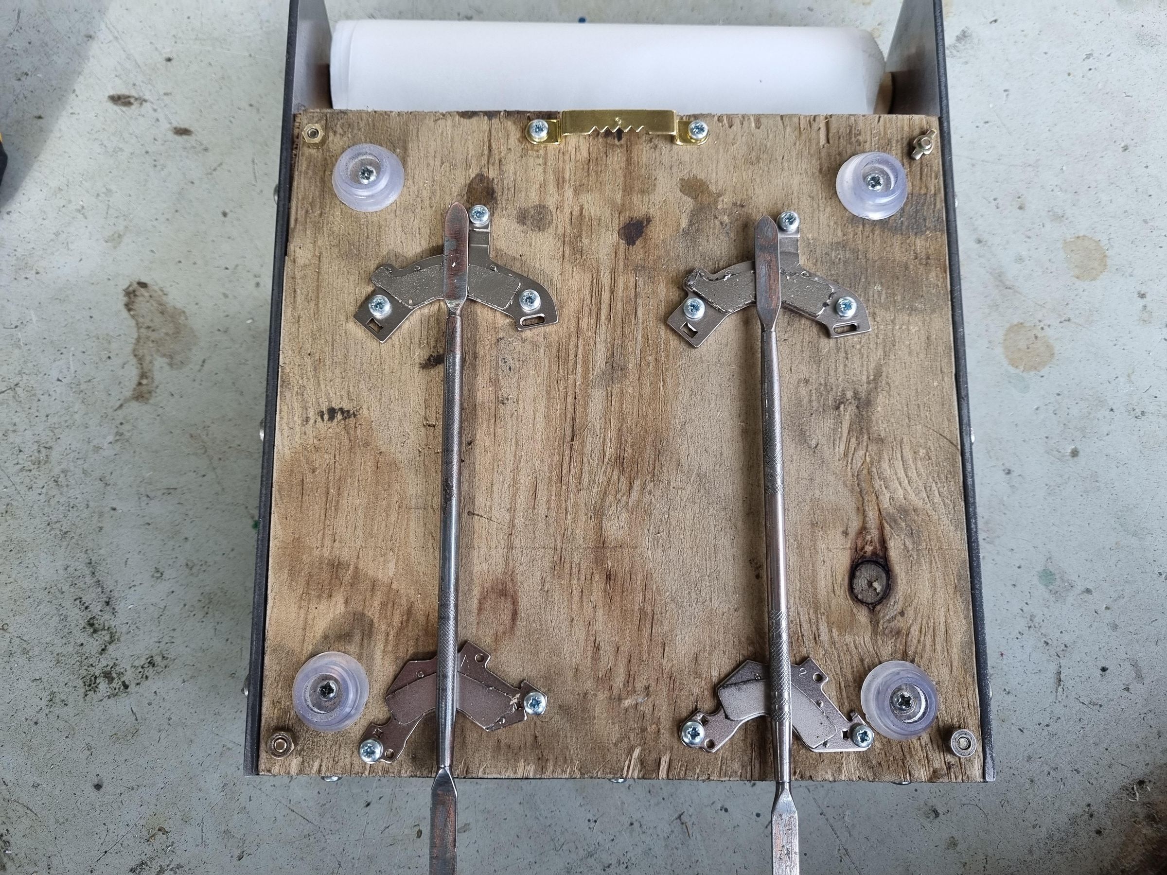 Epoxy Mixing Table : 12 Steps (with Pictures) - Instructables