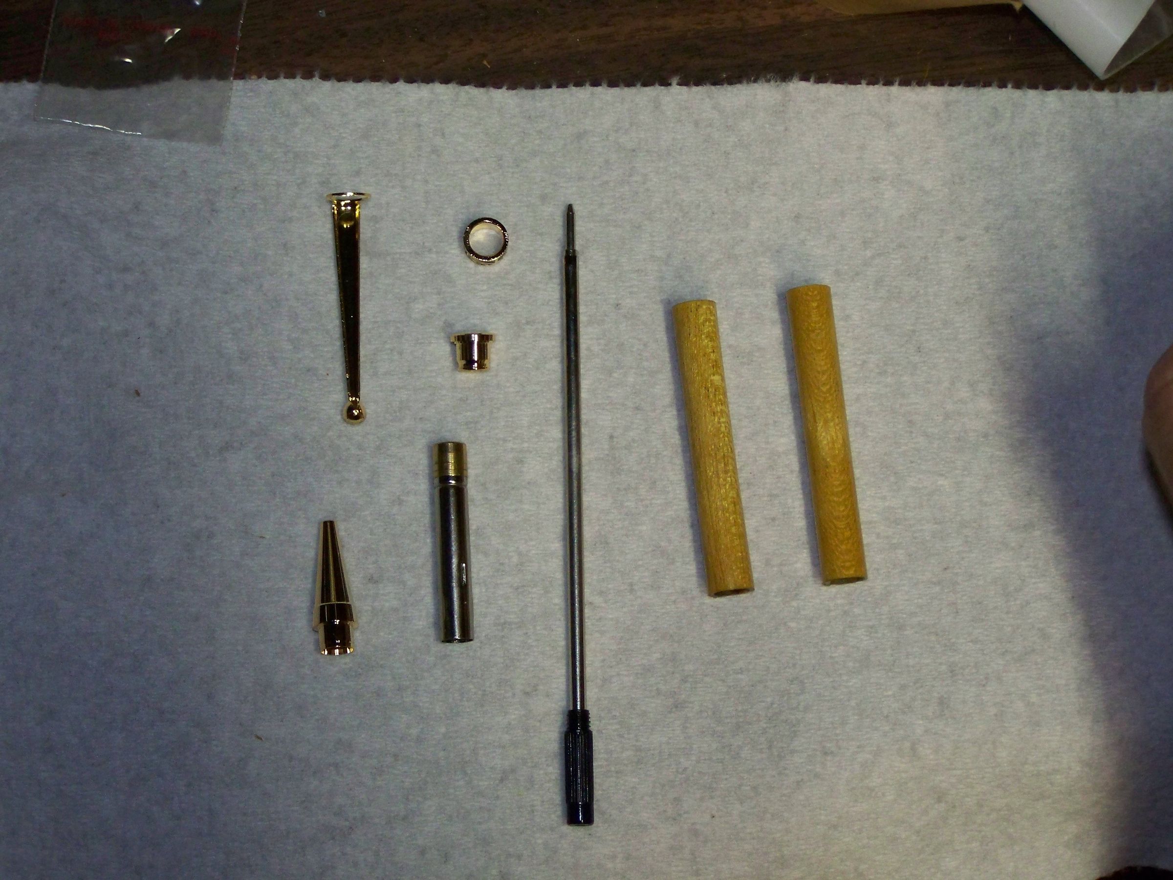 How to Turn a Wooden Pen on a Lathe : 11 Steps (with Pictures ...