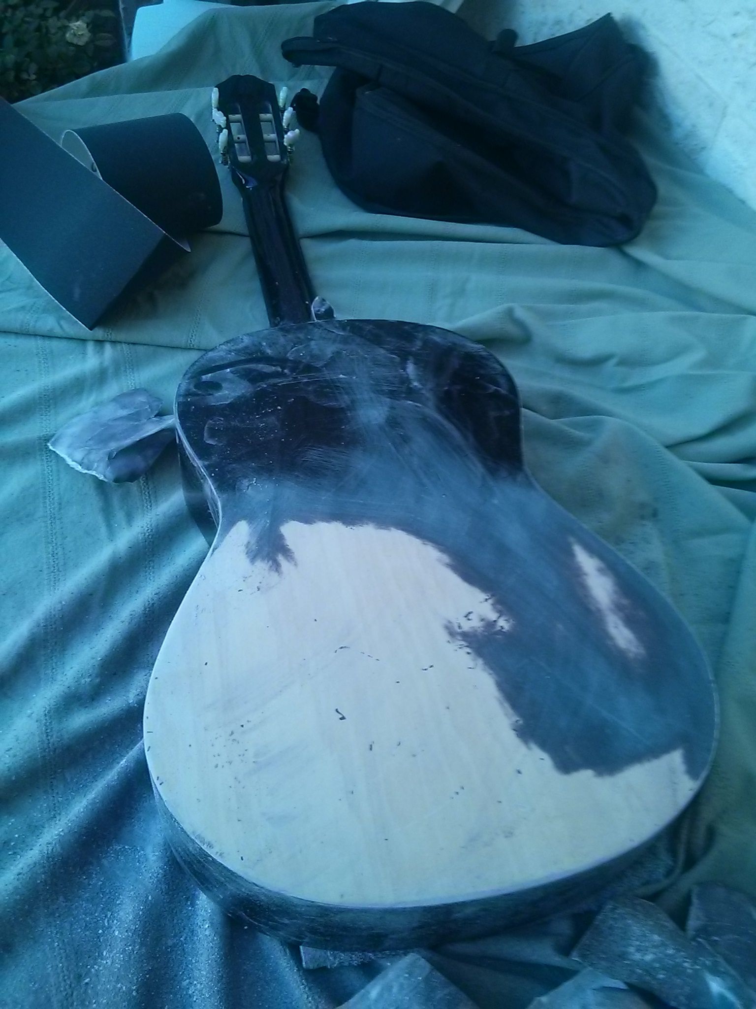 Guitar Paint Renovation : 4 Steps - Instructables