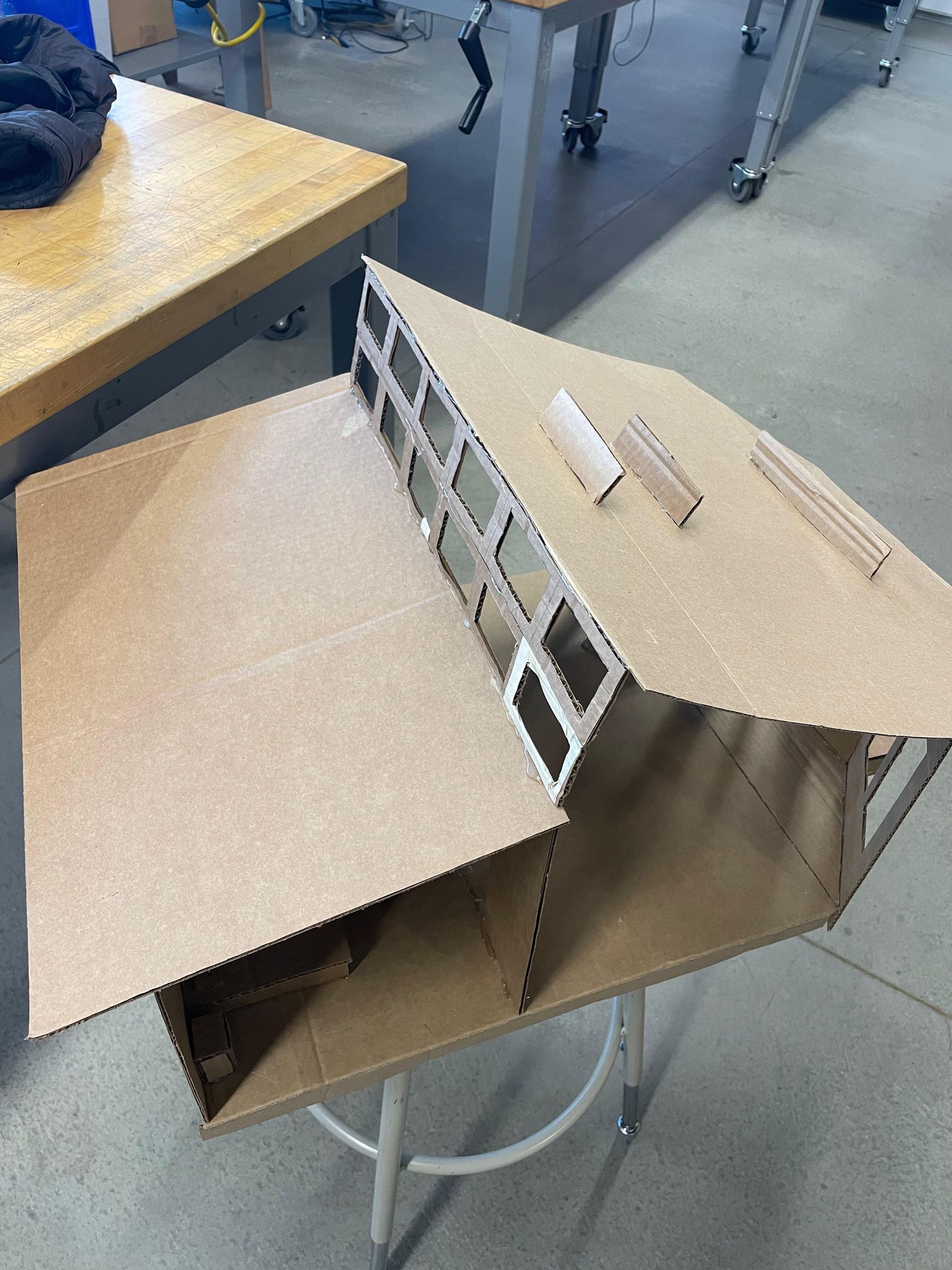 Cardboard Model of a Passive Solar House : 5 Steps (with Pictures ...