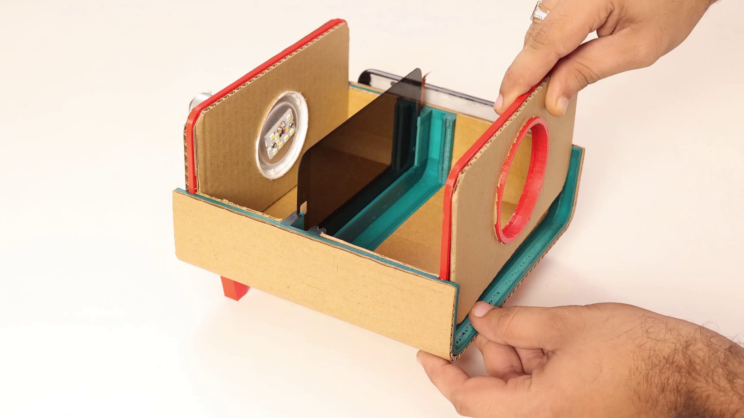 Projector Using Old Smartphones : 10 Steps (with Pictures) - Instructables