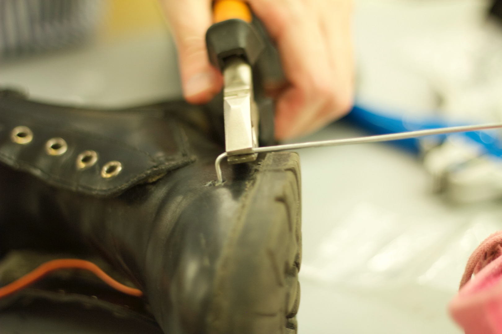 Self-walking Shoes : 4 Steps (with Pictures) - Instructables