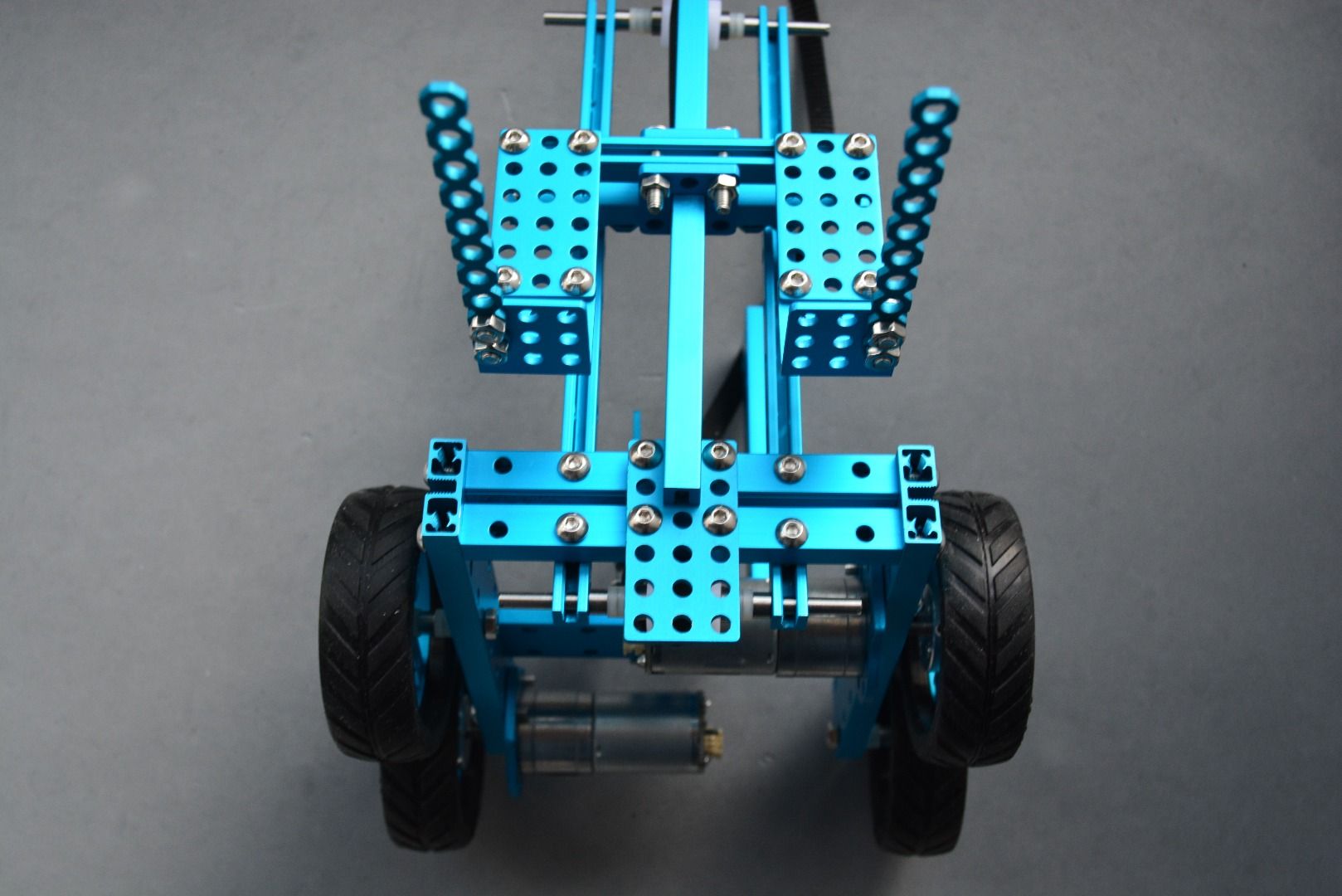 How to Make a Forklift With Makeblock : 14 Steps (with Pictures ...