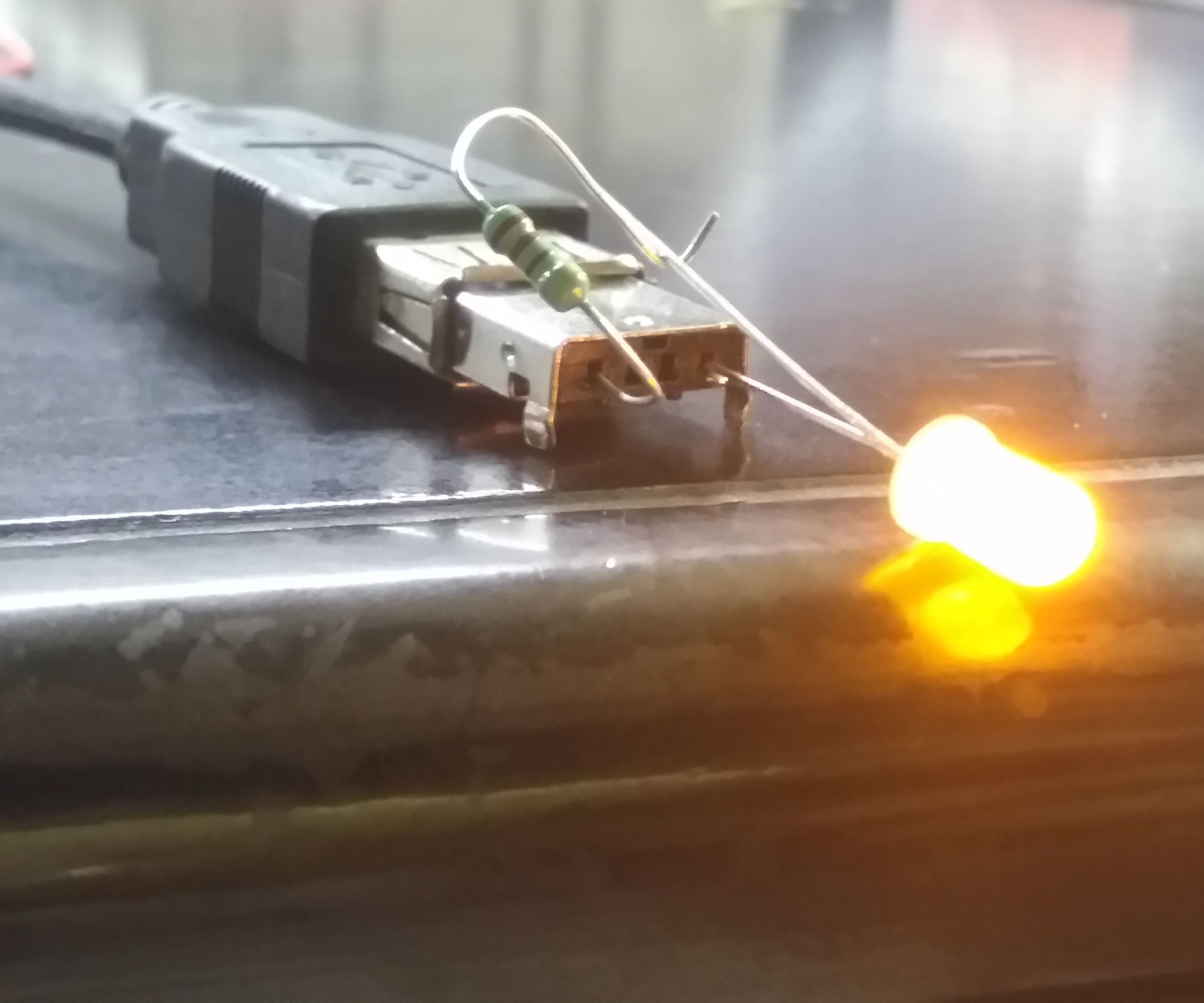 MAKE MINI USB LIGHT : 4 Steps (with Pictures) - Instructables