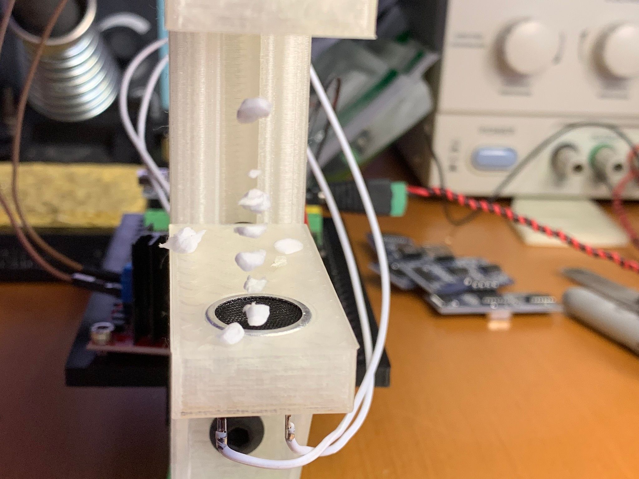 A Simple Stand for an Acoustic Levitator MiniLev : 12 Steps (with ...