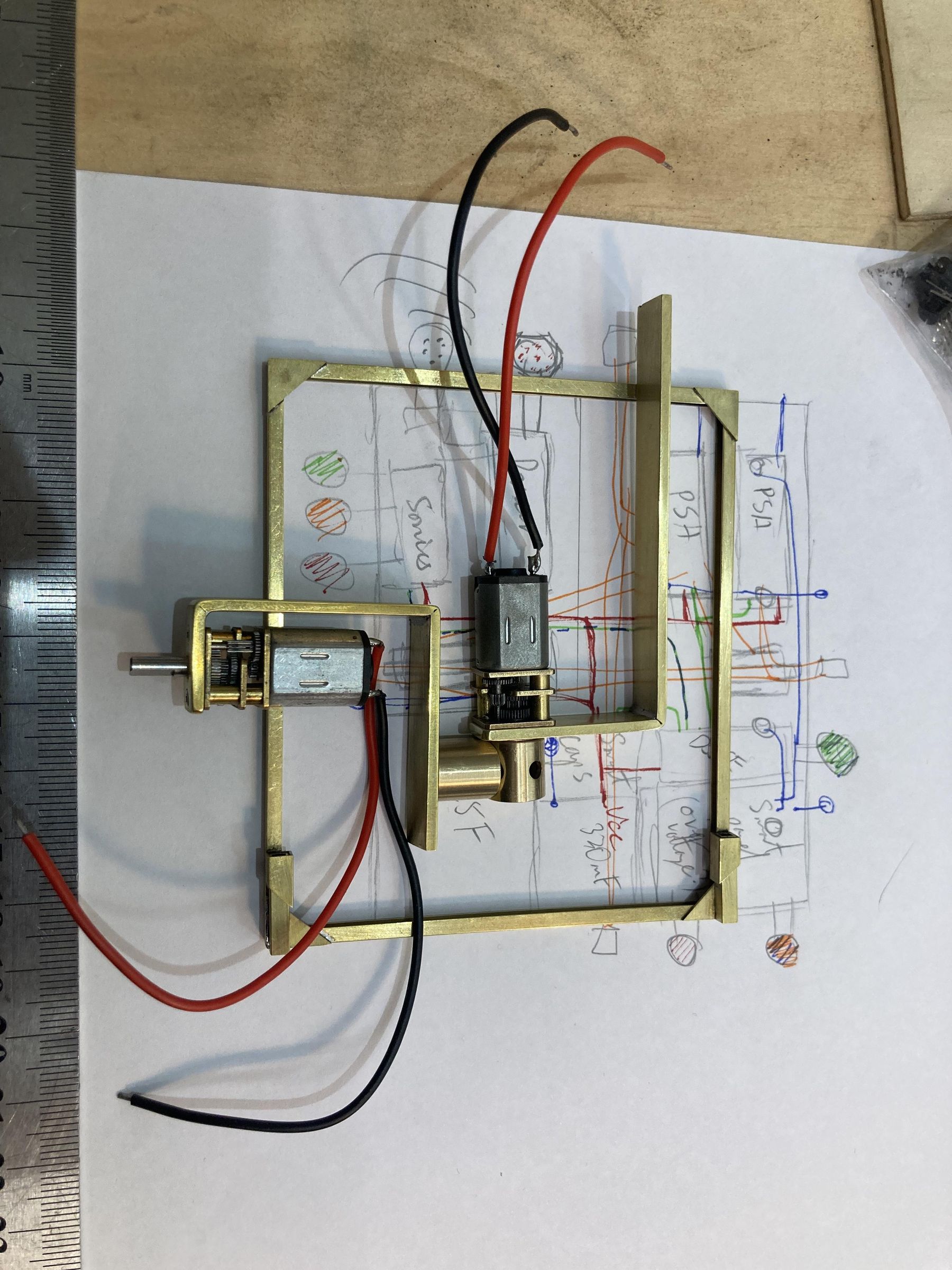 Light-Tracking BEAM Robot Head : 57 Steps (with Pictures) - Instructables