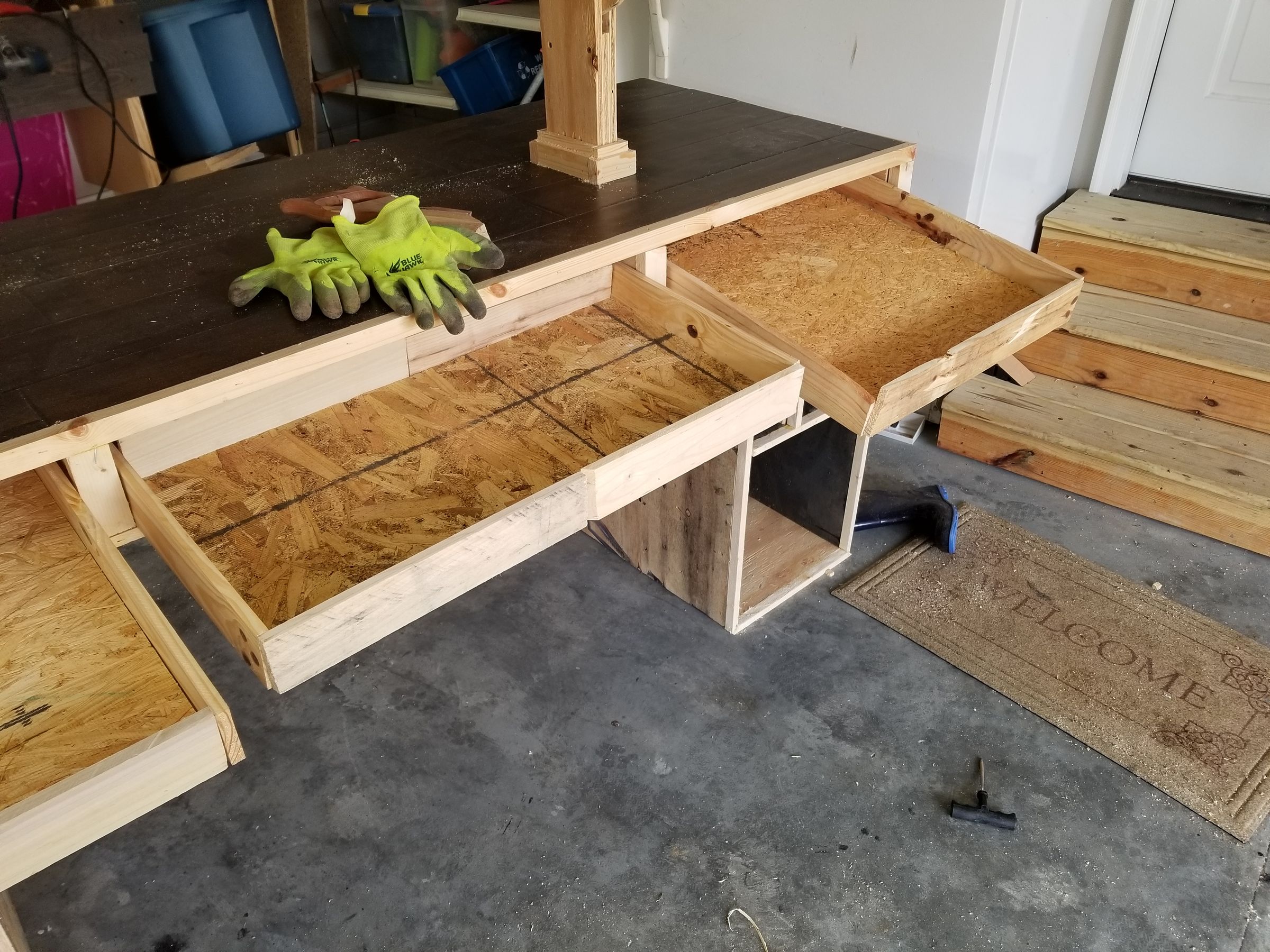 Drafting Table : 21 Steps (with Pictures) - Instructables