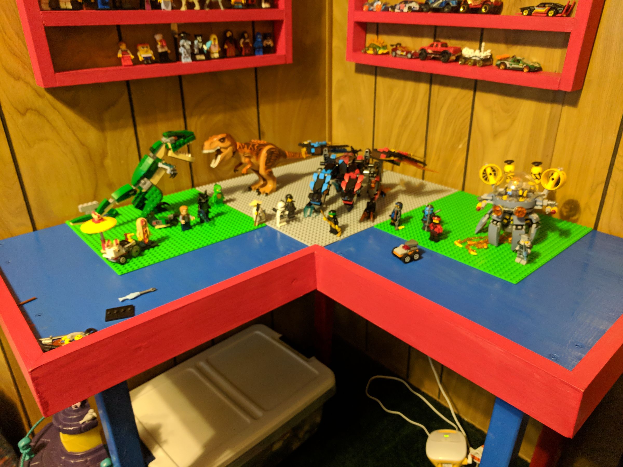 Corner Lego Table : 10 Steps (with Pictures) - Instructables