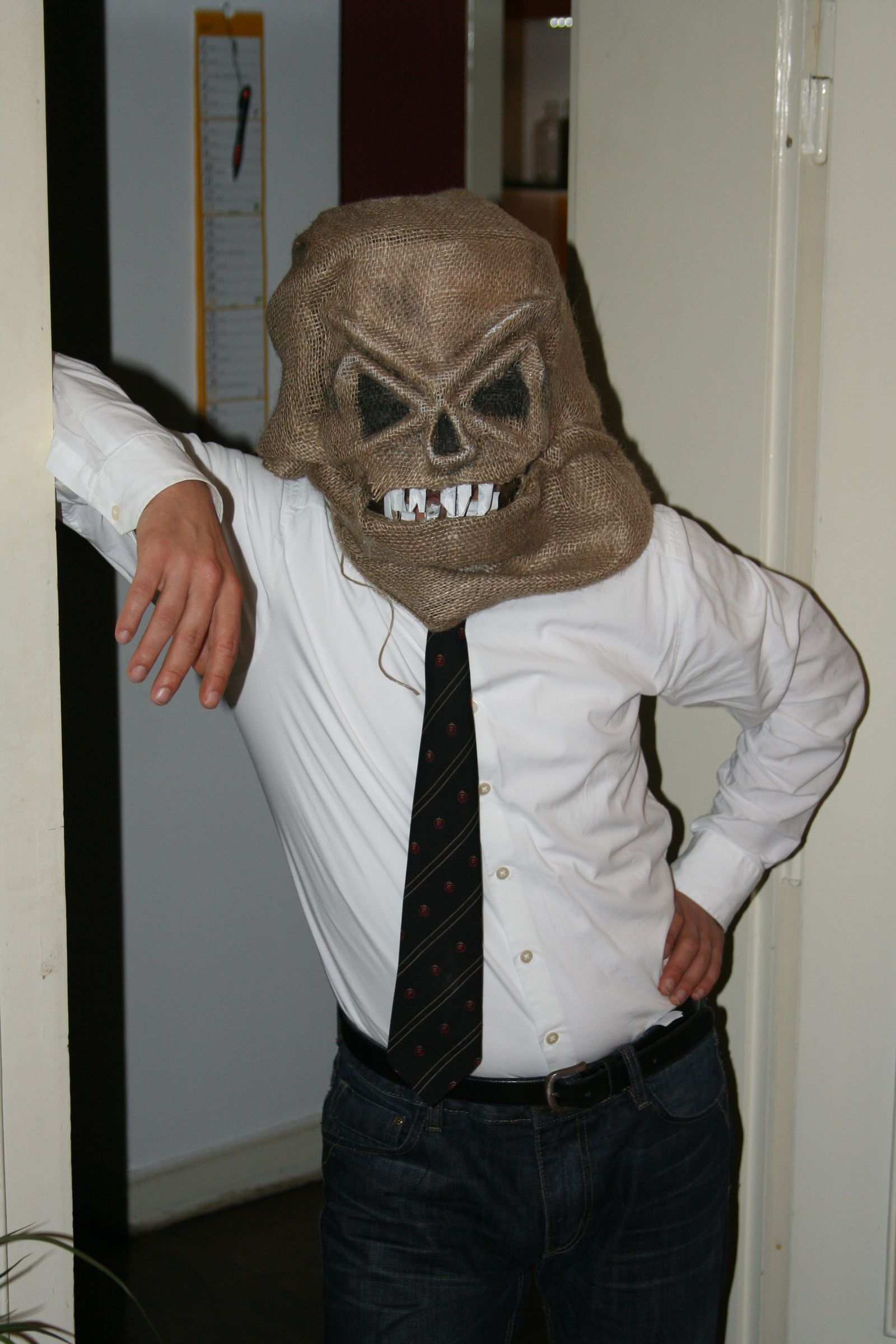 How to Make a Scary Scarecrow Mask (With Moveable Jaw) : 7 Steps (with ...