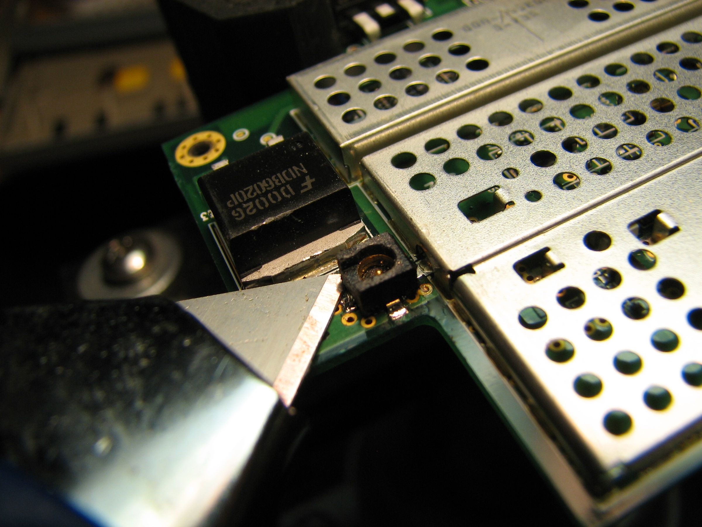 Mod a Ricochet Radio Modem to Take an External Antenna : 8 Steps ...