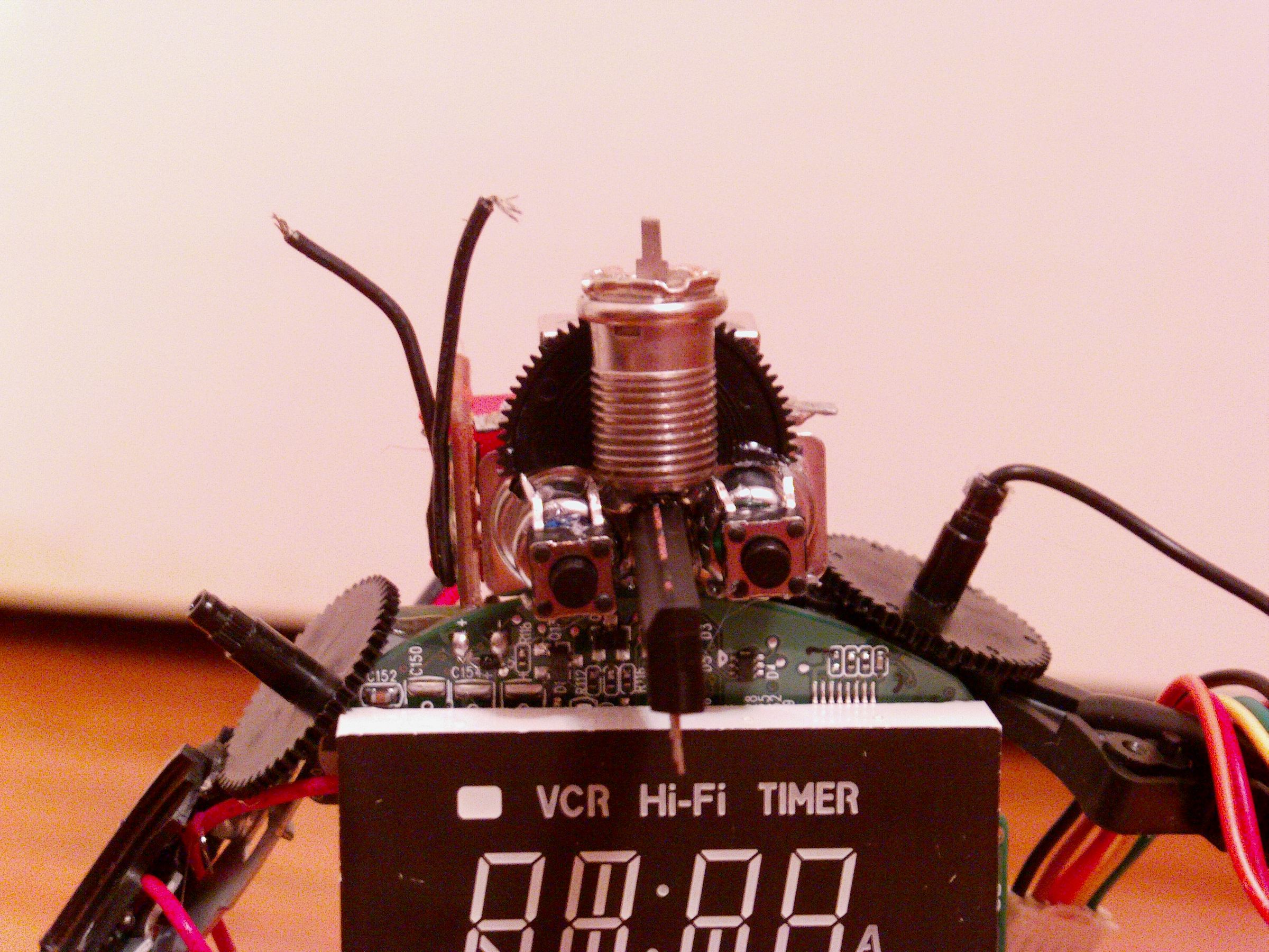 Reusing Old Electronics : 3 Steps (with Pictures) - Instructables