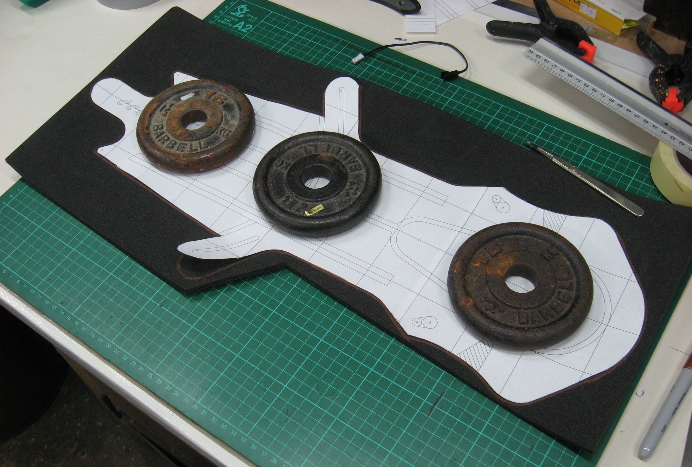 Tron Legacy Sam Light Suit : 8 Steps (with Pictures) - Instructables