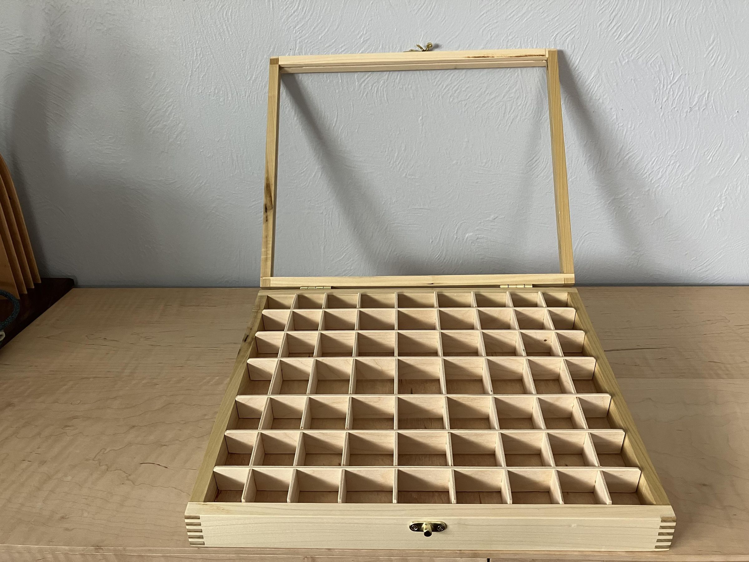 Specimen Box | Display Case : 6 Steps (with Pictures) - Instructables