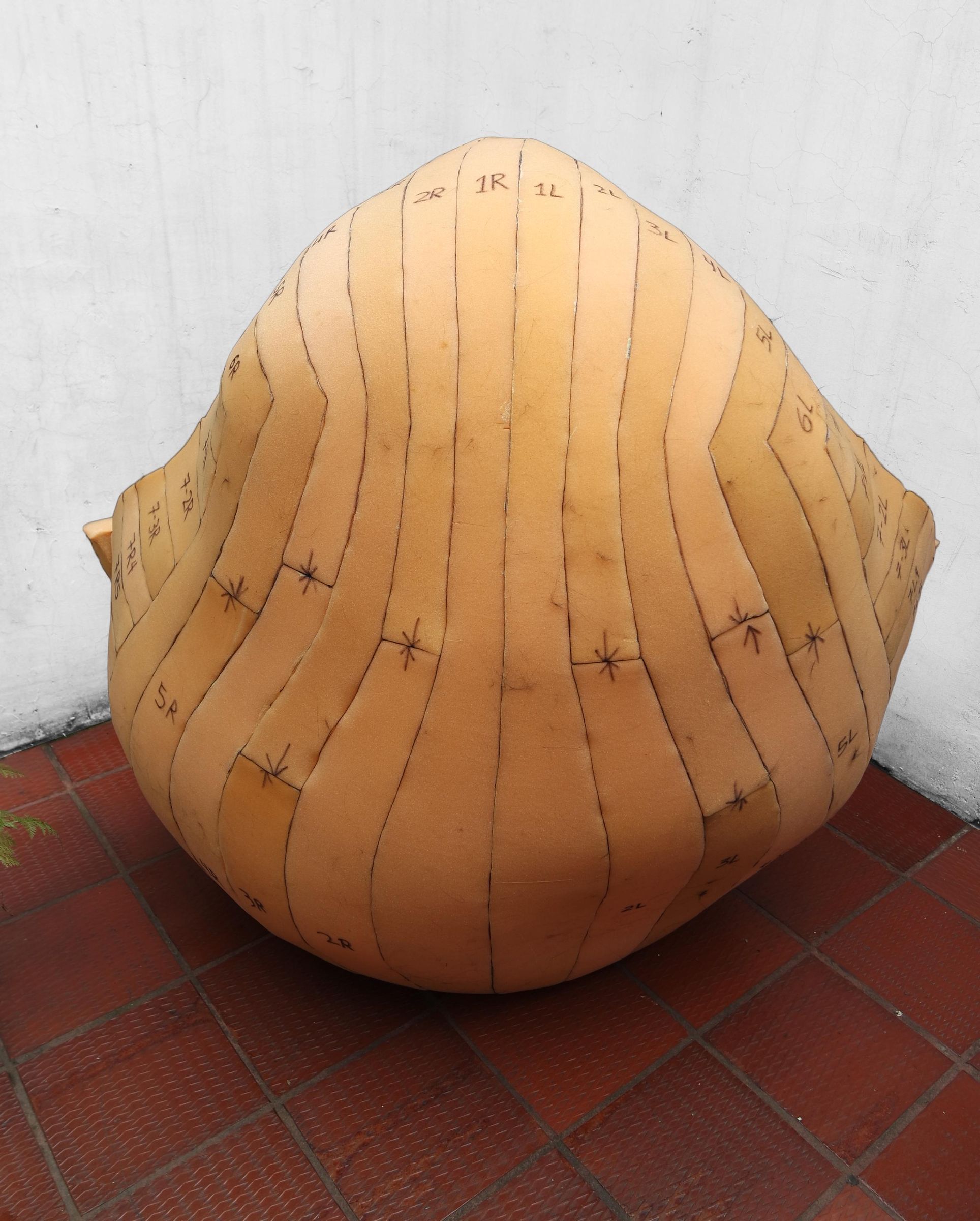 Krite Creature Costume From Critters Movie 1986 : 63 Steps (with ...