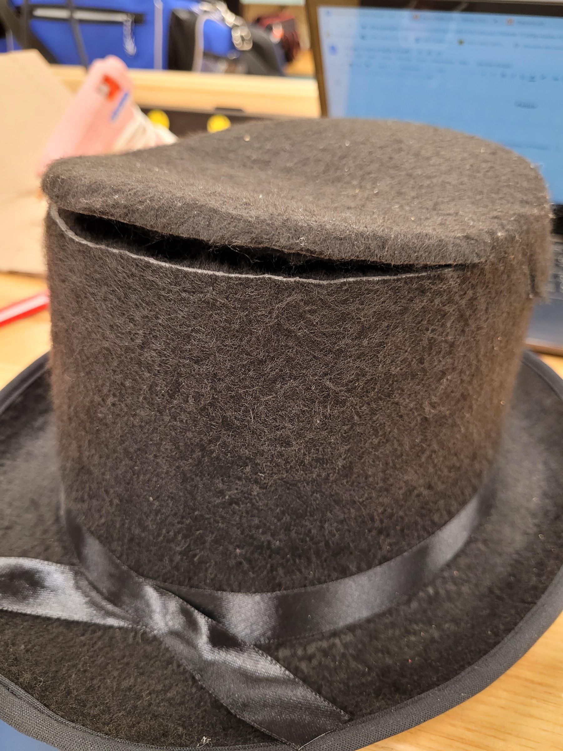Talking Head: a Talking Hat : 10 Steps (with Pictures) - Instructables