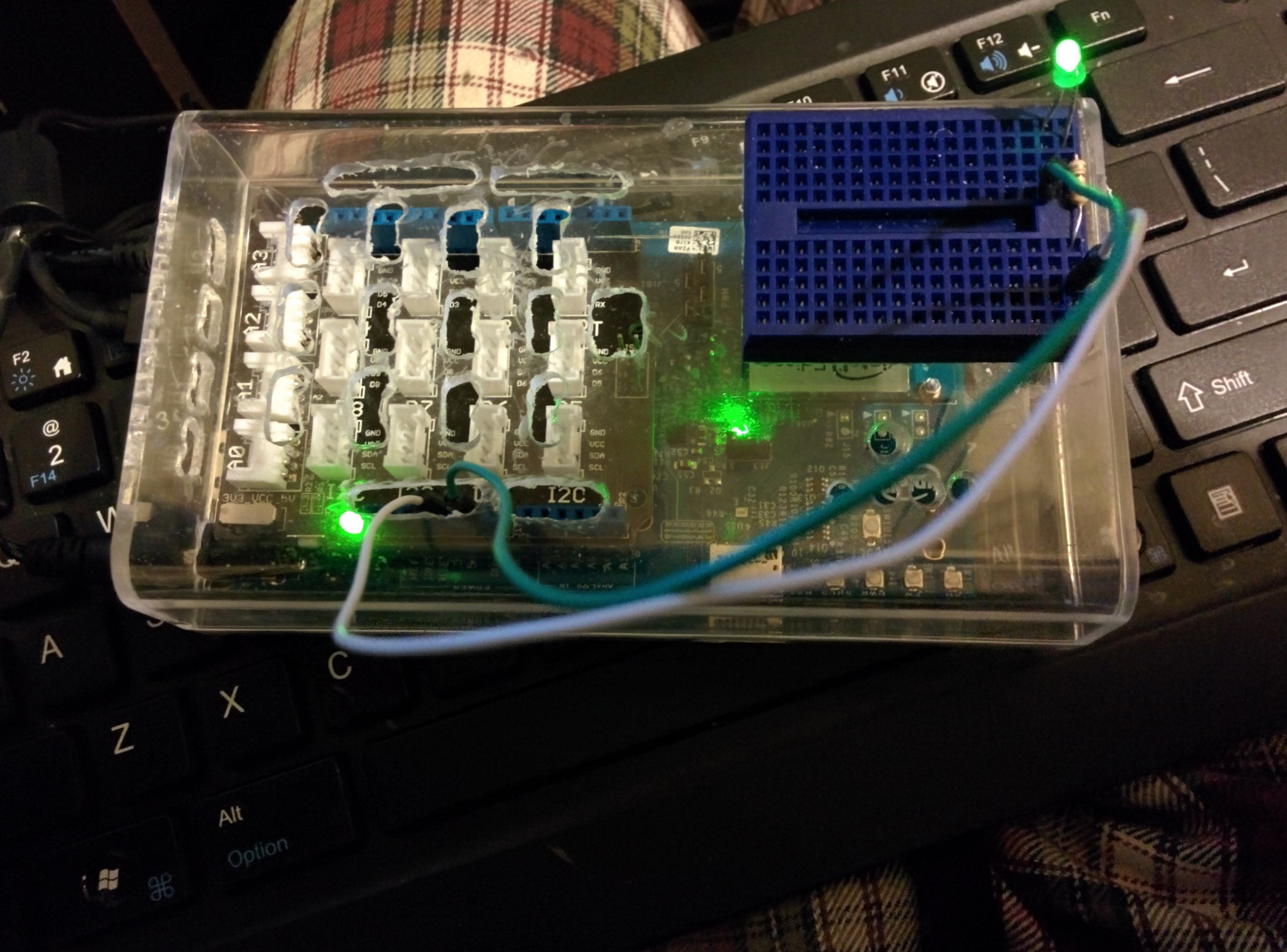 Intel Edison Case : 4 Steps - Instructables