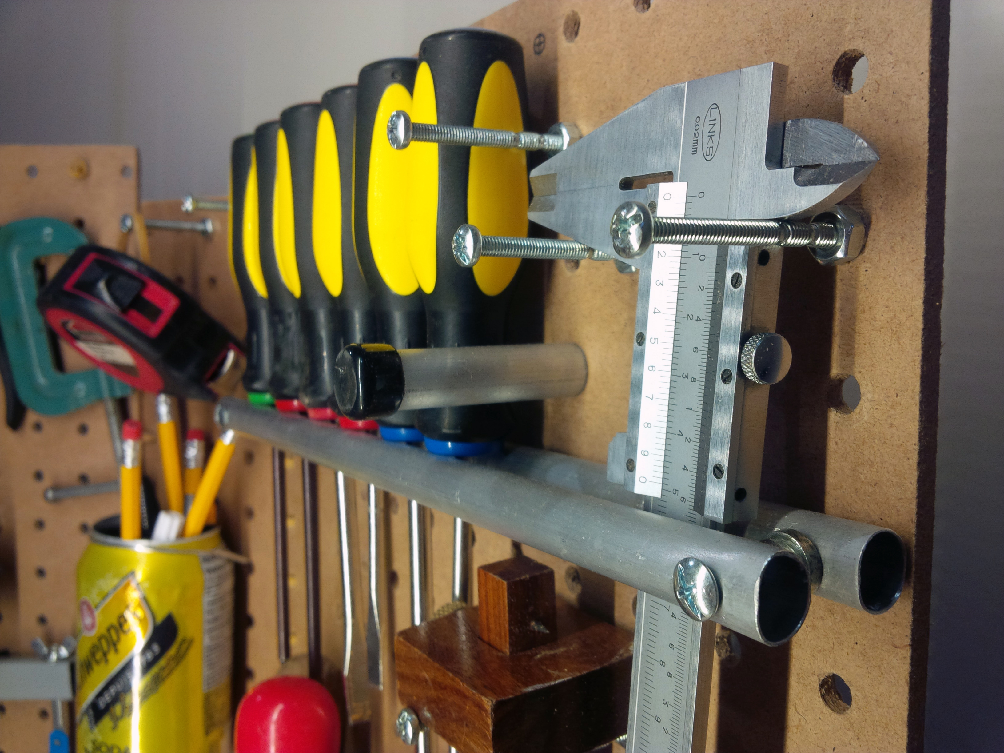 Portable Pegboard Workstation : 10 Steps (with Pictures) - Instructables