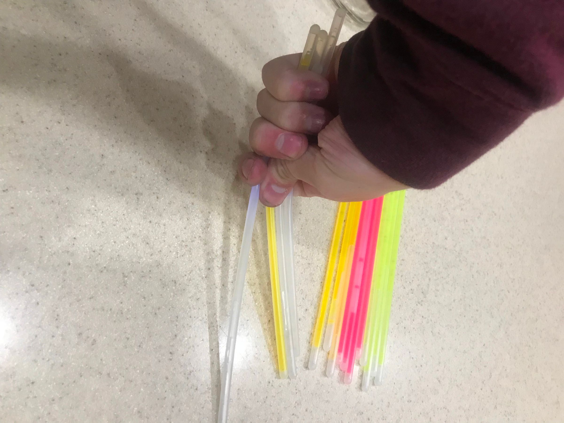 Glow Stick Lantern : 11 Steps - Instructables