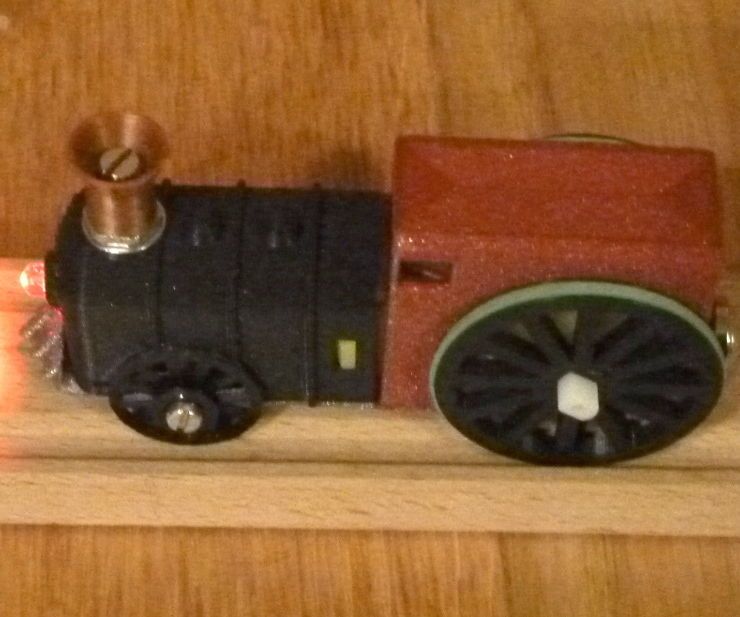 Electric Locomotive for Wooden Train Tracks (USB Rechargeable) : 4 ...