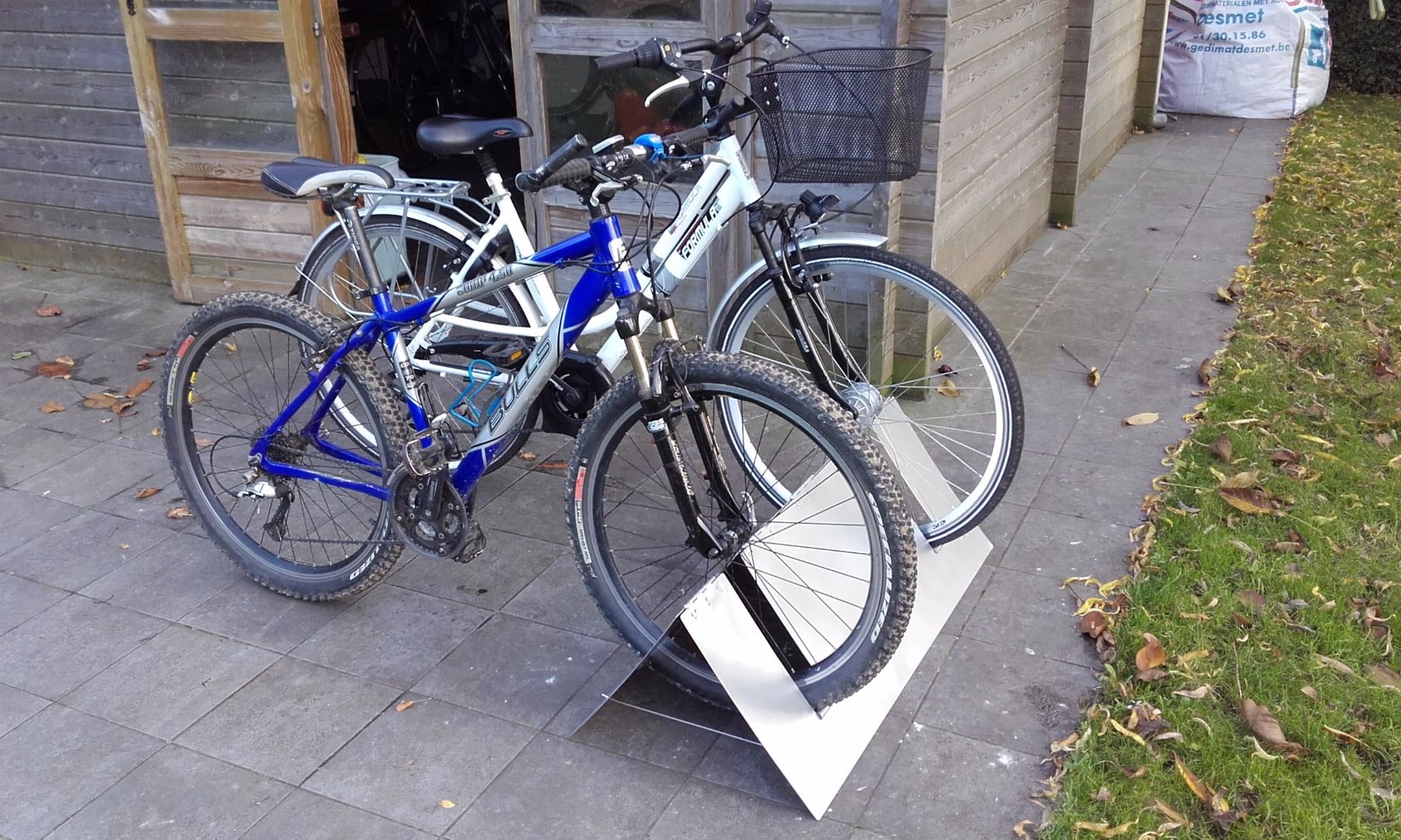 Flat Pack Bicycle Rack : 10 Steps - Instructables