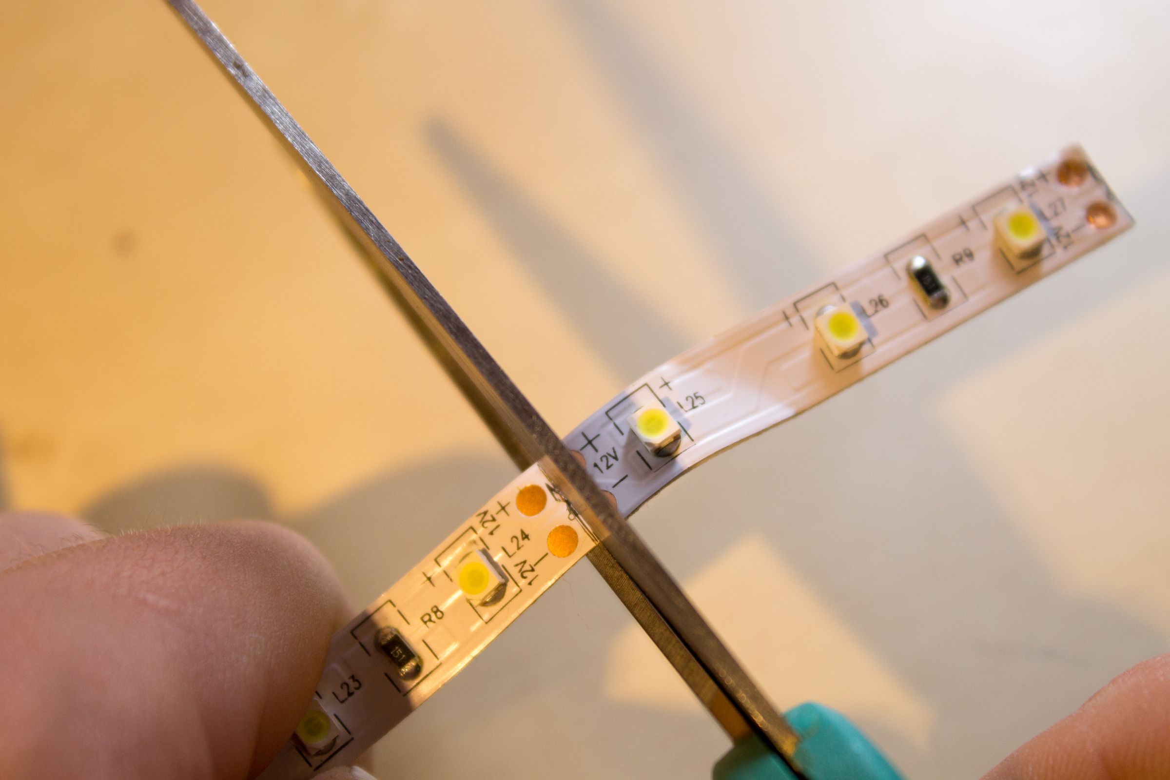 Octo-Light: LED Camera Ring : 9 Steps (with Pictures) - Instructables