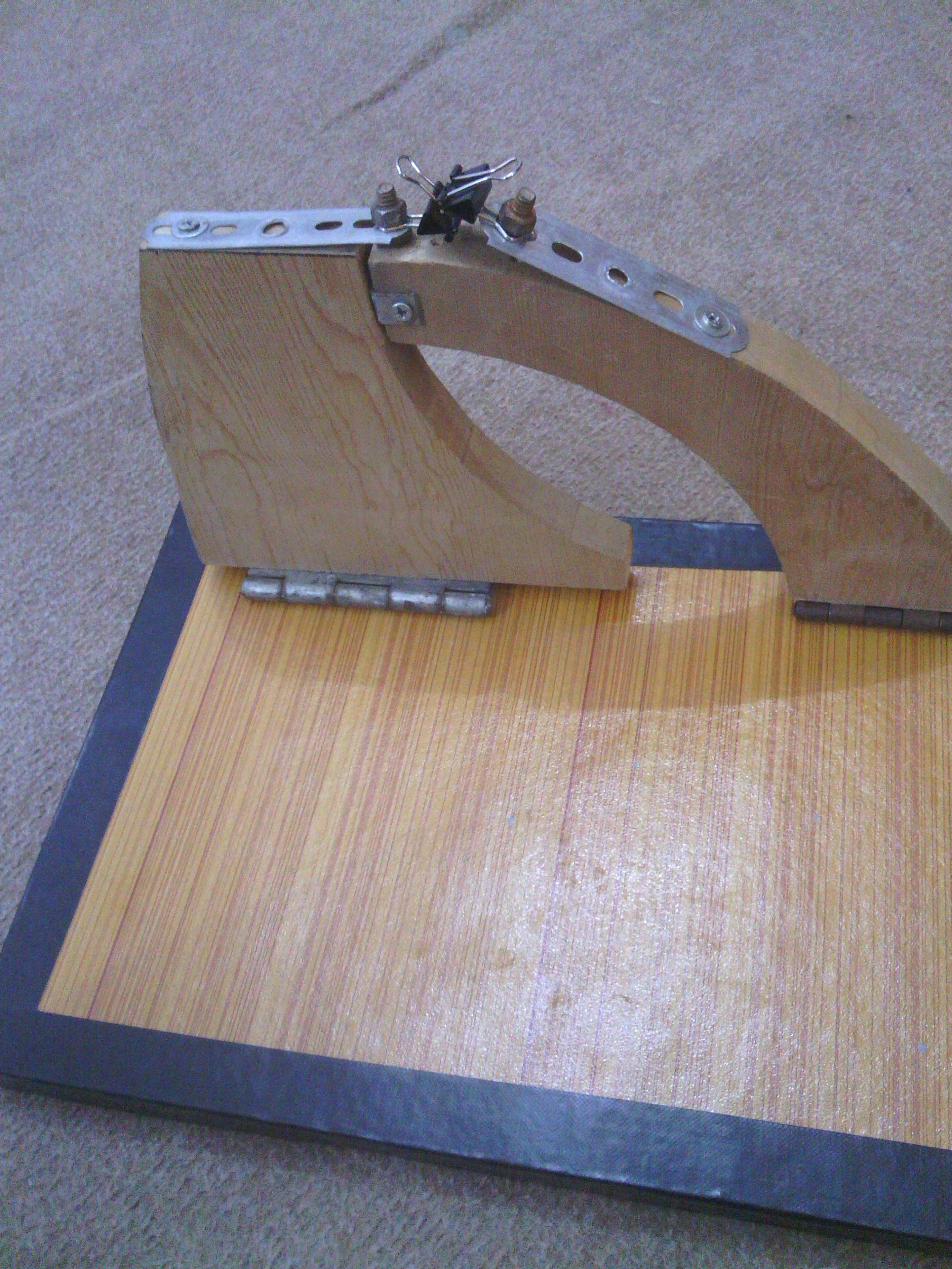 Helping Hands for Soldering : 6 Steps - Instructables