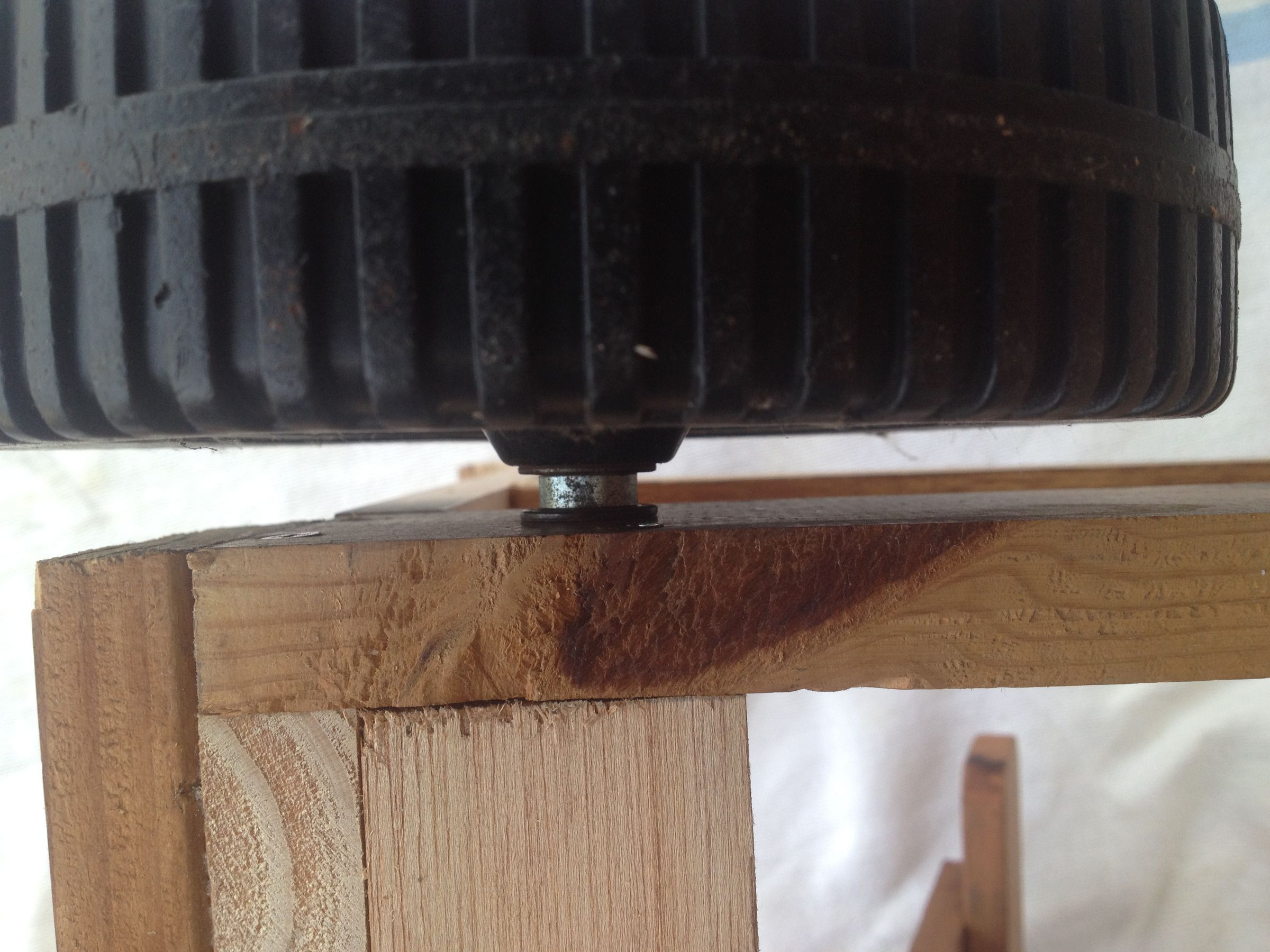 Thien Baffle Dust Extractor With Quick Change Bucket : 6 Steps (with ...