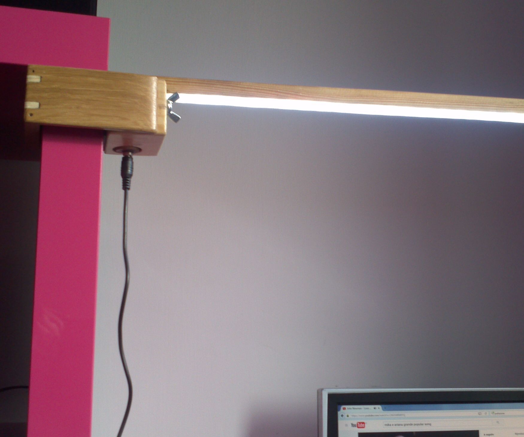 Orientable Wood Led Lamp With Clamp : 10 Steps (with Pictures ...
