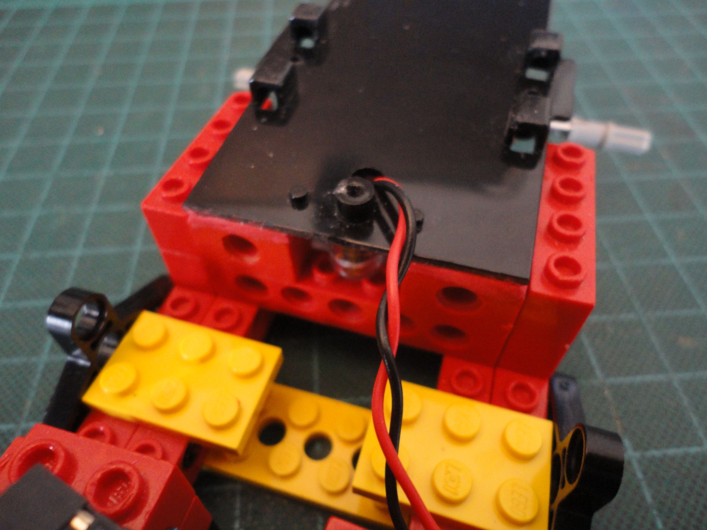R/C Lego Car : 10 Steps (with Pictures) - Instructables