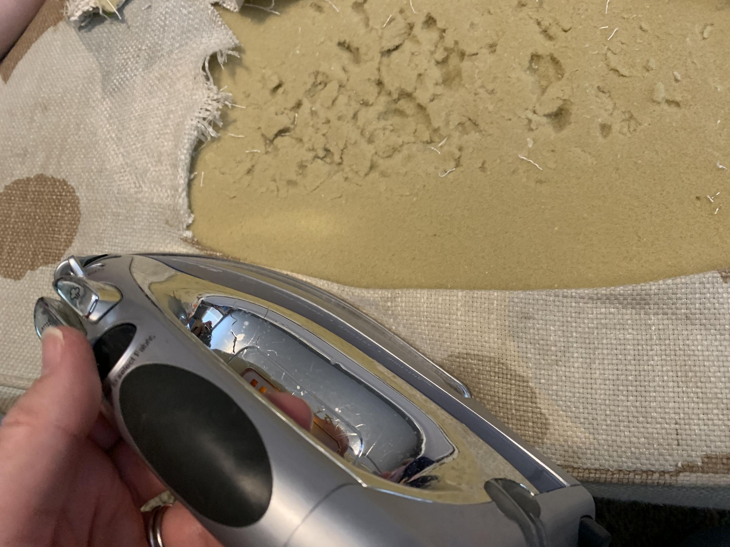 Repair Fabric Ottoman : 6 Steps (with Pictures) - Instructables