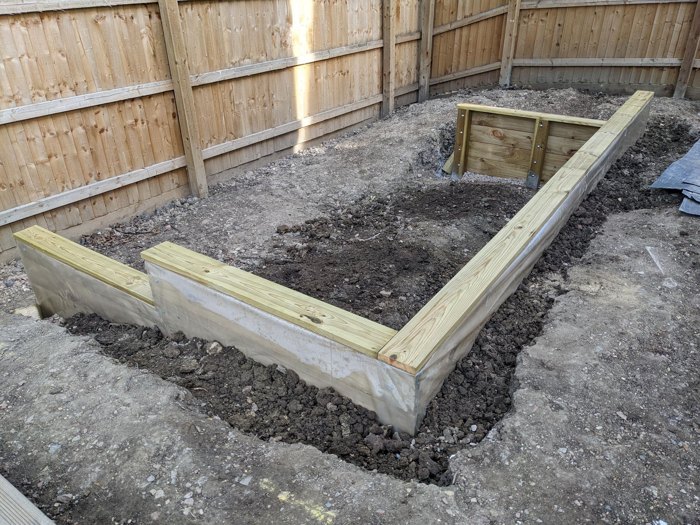 Creating a Beautiful Tiered Garden From a Boring New Build Slope : 8 ...