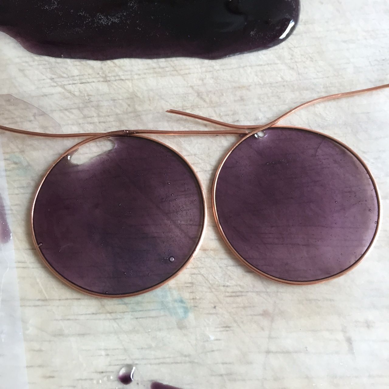 Purple Resin Wire Earrings : 12 Steps (with Pictures) - Instructables