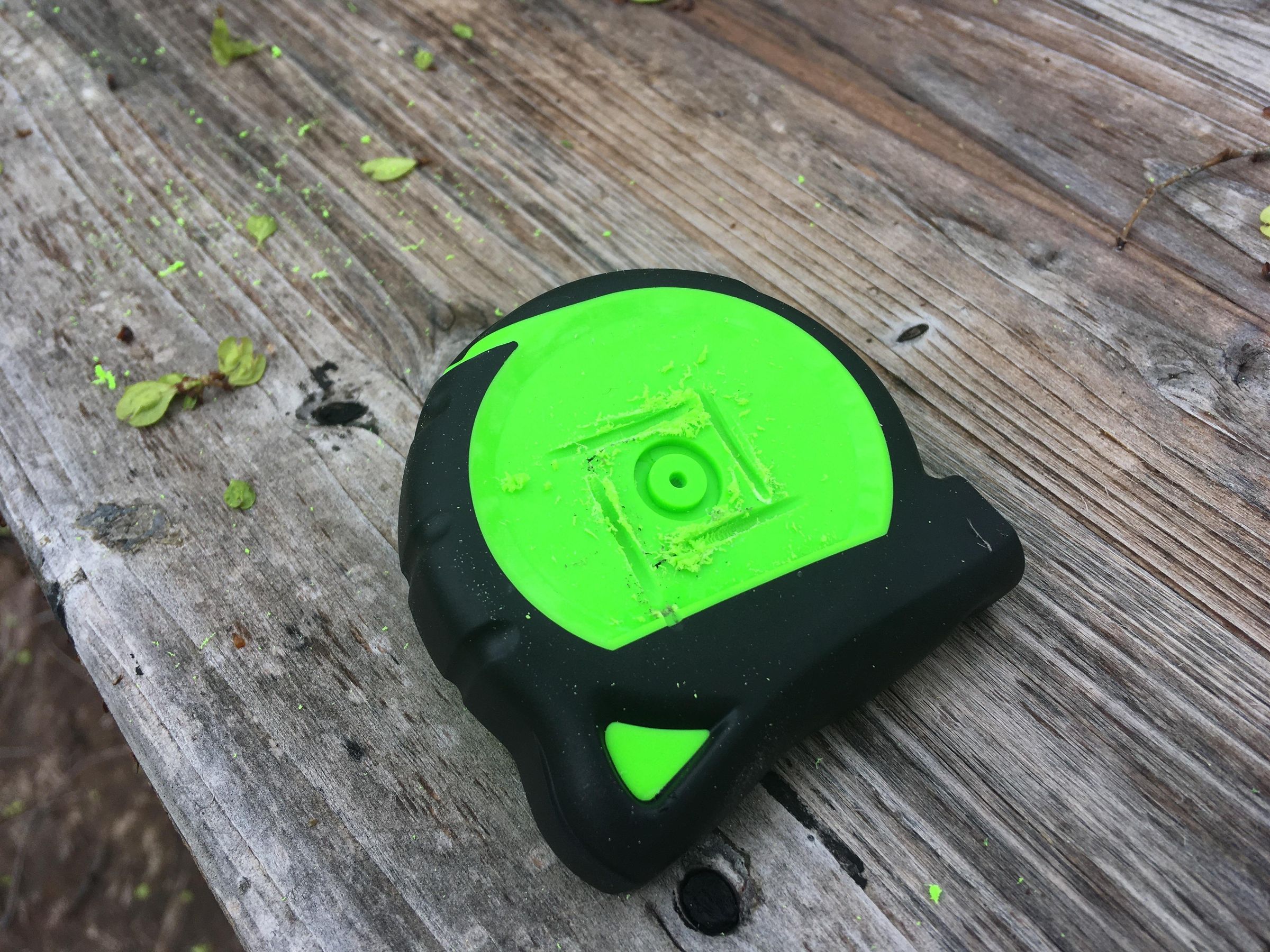 Apple Power Brick to Tape Measure Mod : 9 Steps (with Pictures ...