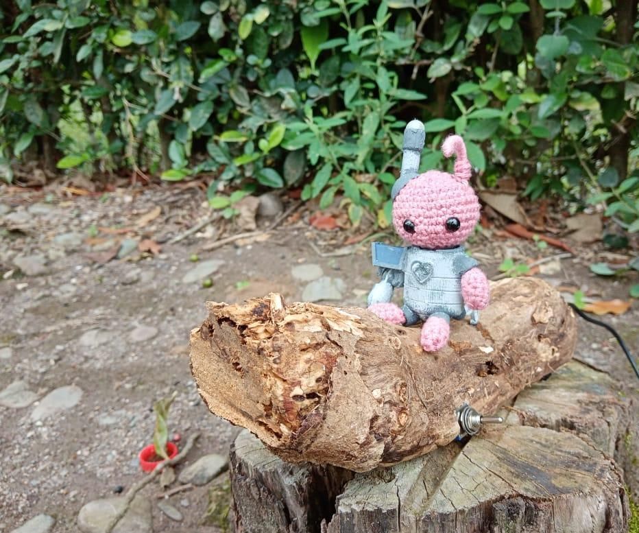 Iron Ant: the First Crossover (Crochet and 3D Printing). : 8 Steps ...