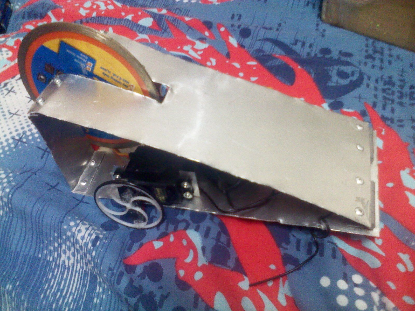 How to Make a Mini Battlebot : 11 Steps - Instructables